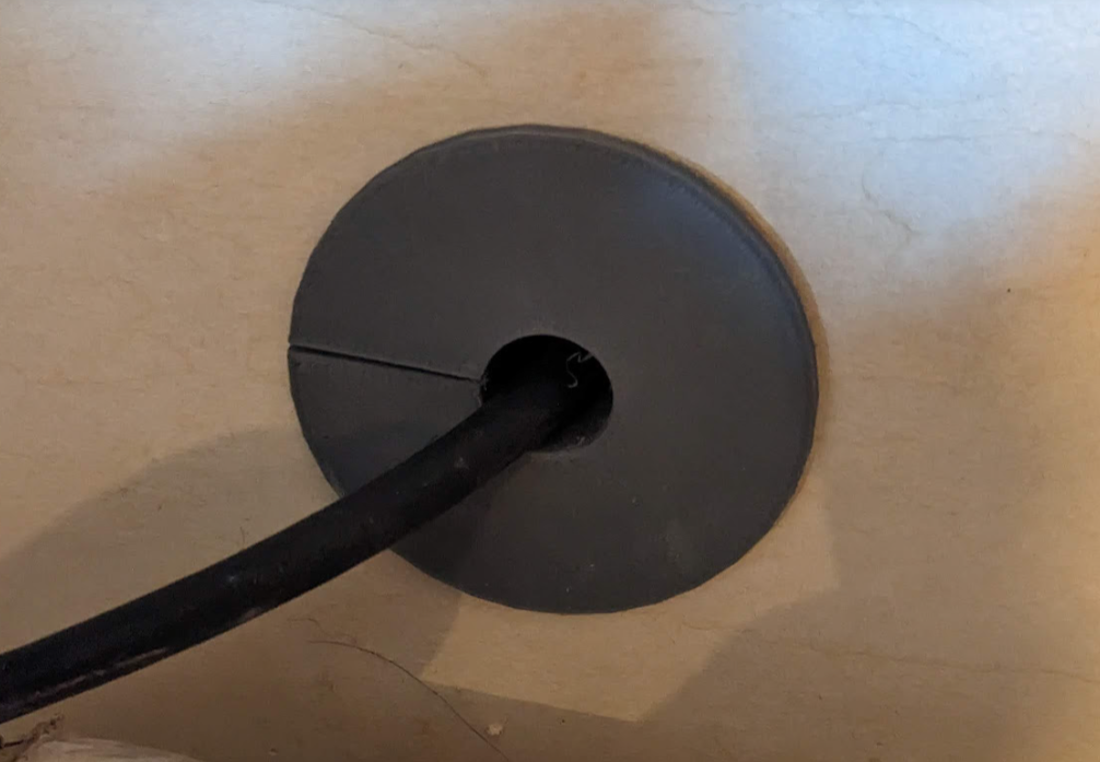 Starlink Cable Hole Cover by Sean Cody | Download free STL model ...