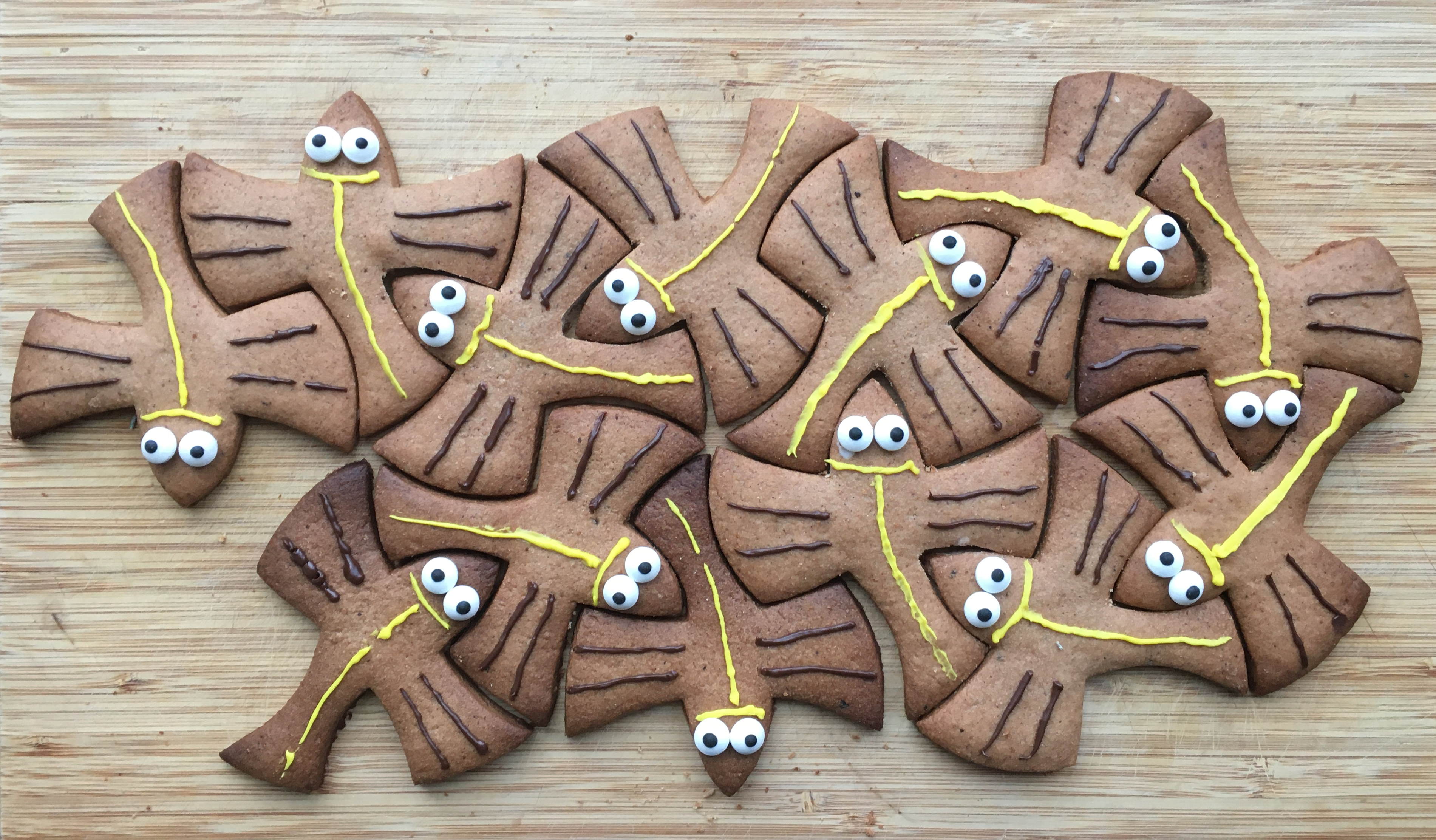 Escher's "Flying Fish" cookie cutter by nikolay.tumanov | Download free ...