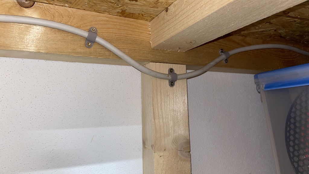 Simple cable clip by marcel293 | Download free STL model | Printables.com