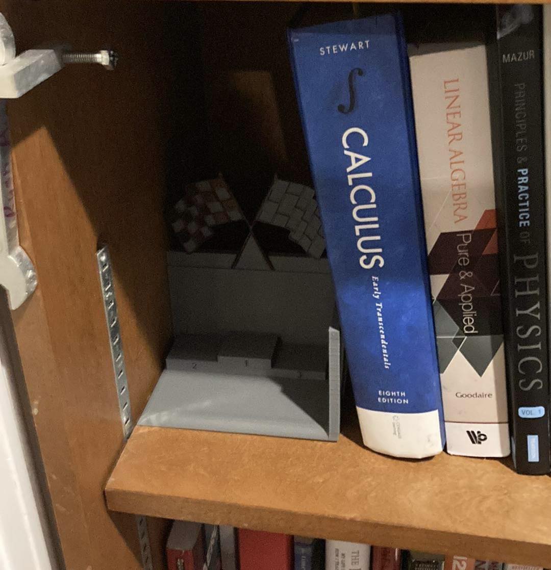 Racing Themed Bookend by Ryan Astles | Download free STL model ...