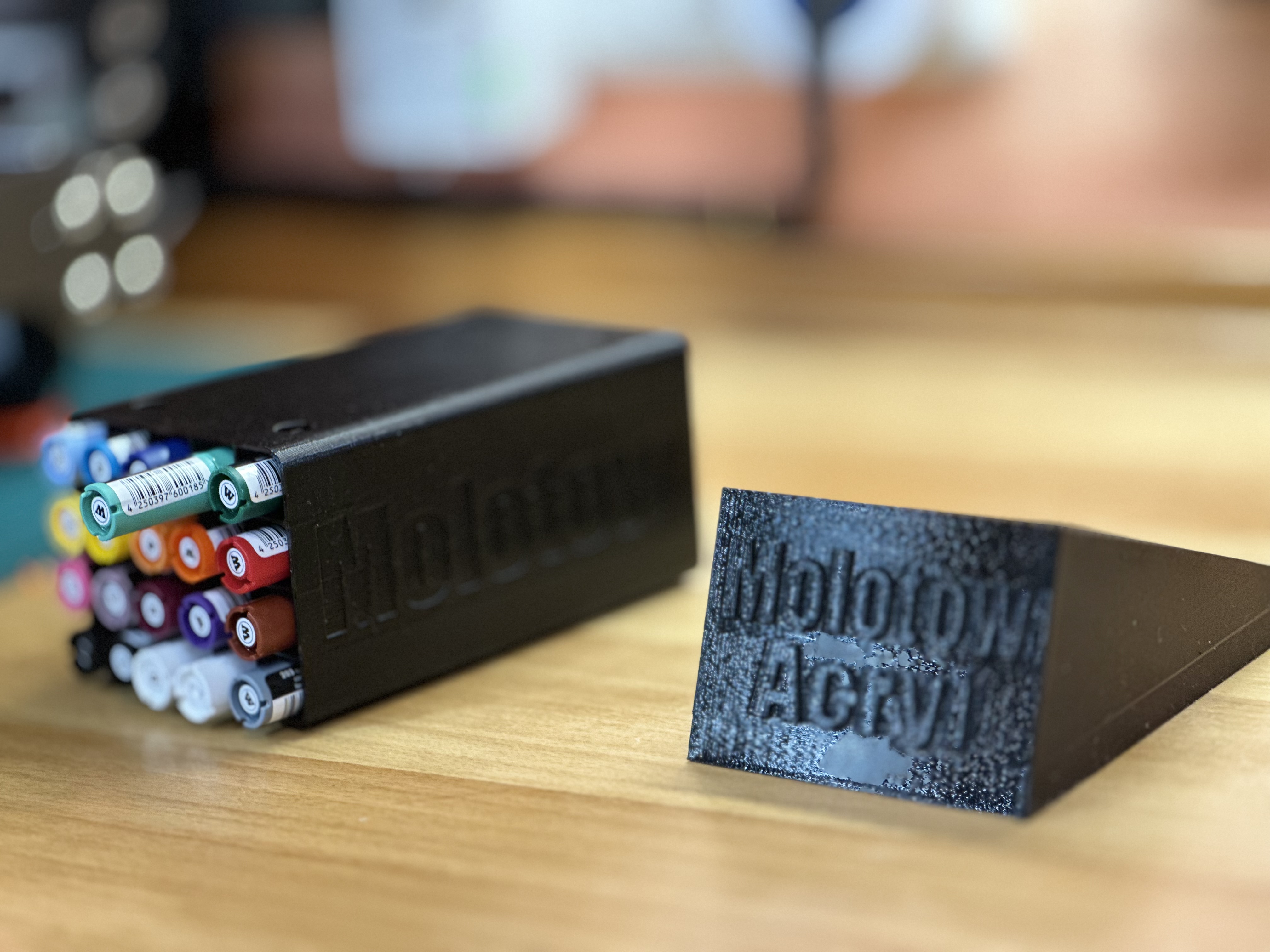 Stackable case for 20 Molotow Acrylic Pens (13mm) +/- base by Clamikra ...