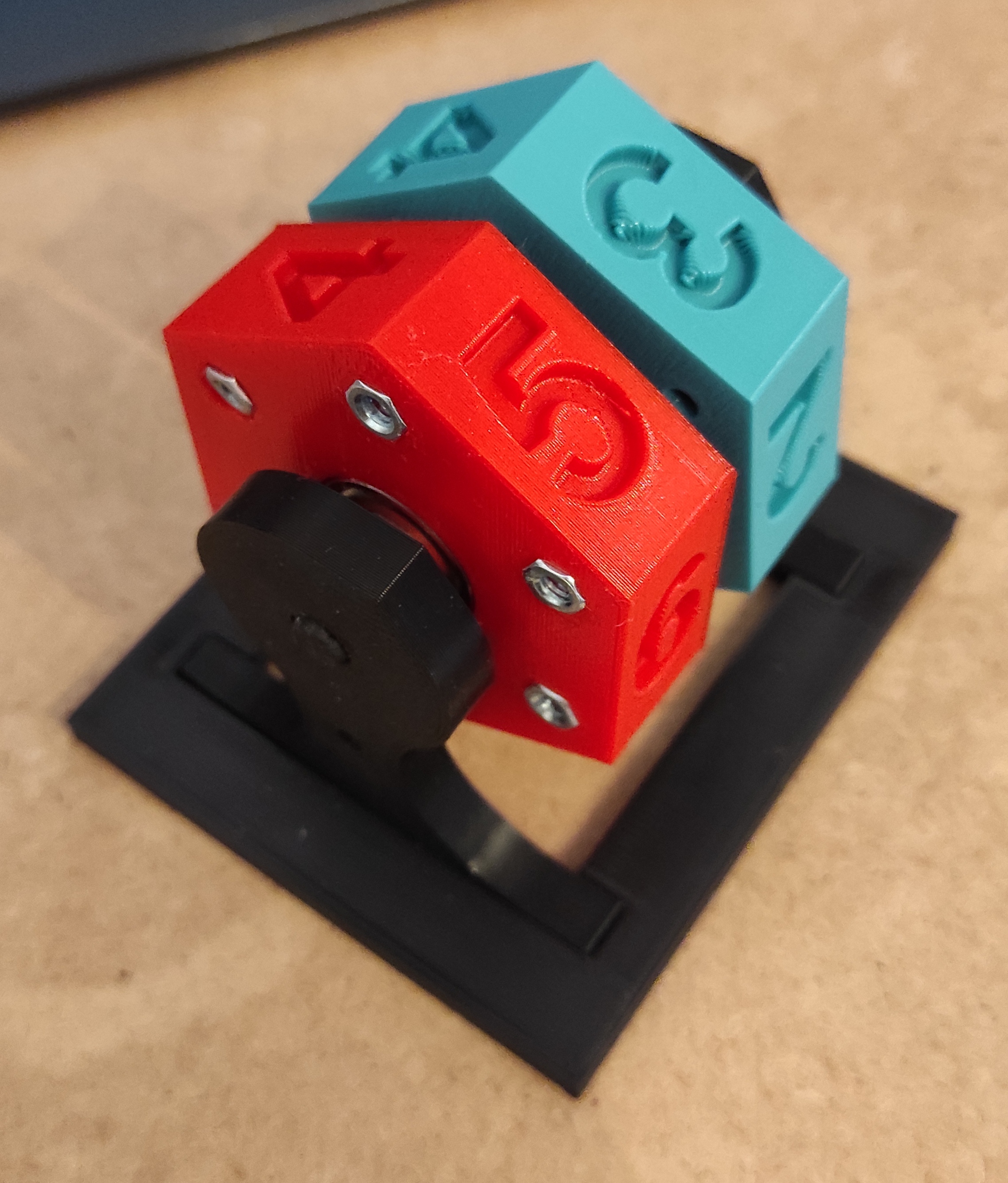 Rolling Dice Wheel by Appokropolus | Download free STL model ...