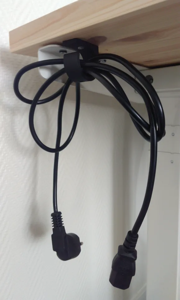 Cable hook - Easy cable management by Rik | Download free STL model ...