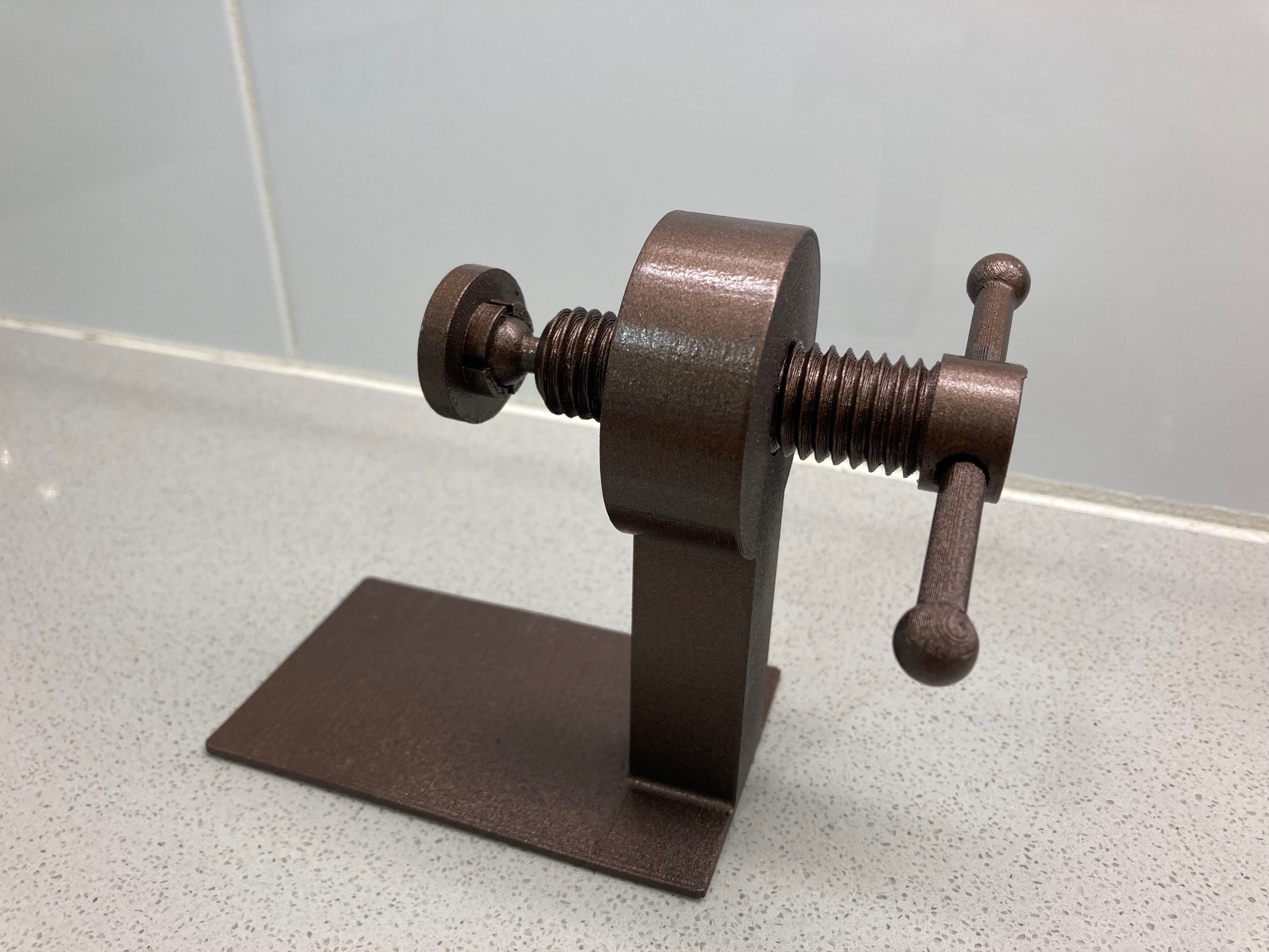 Vintage Style Bookend Vice by StrandedOrg | Download free STL model ...