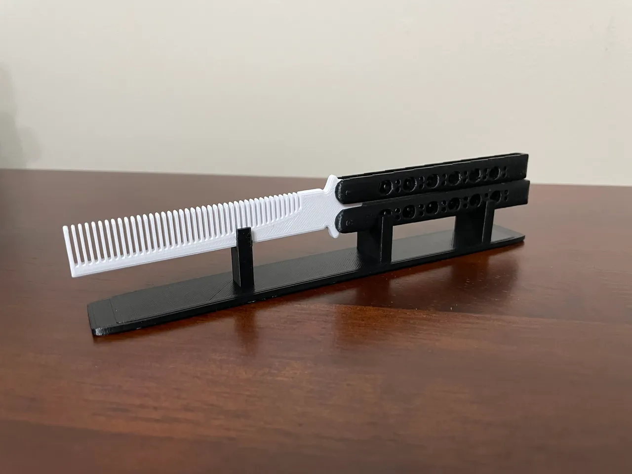 Butterfly Comb Stand by Gameloft737 | Download free STL model ...