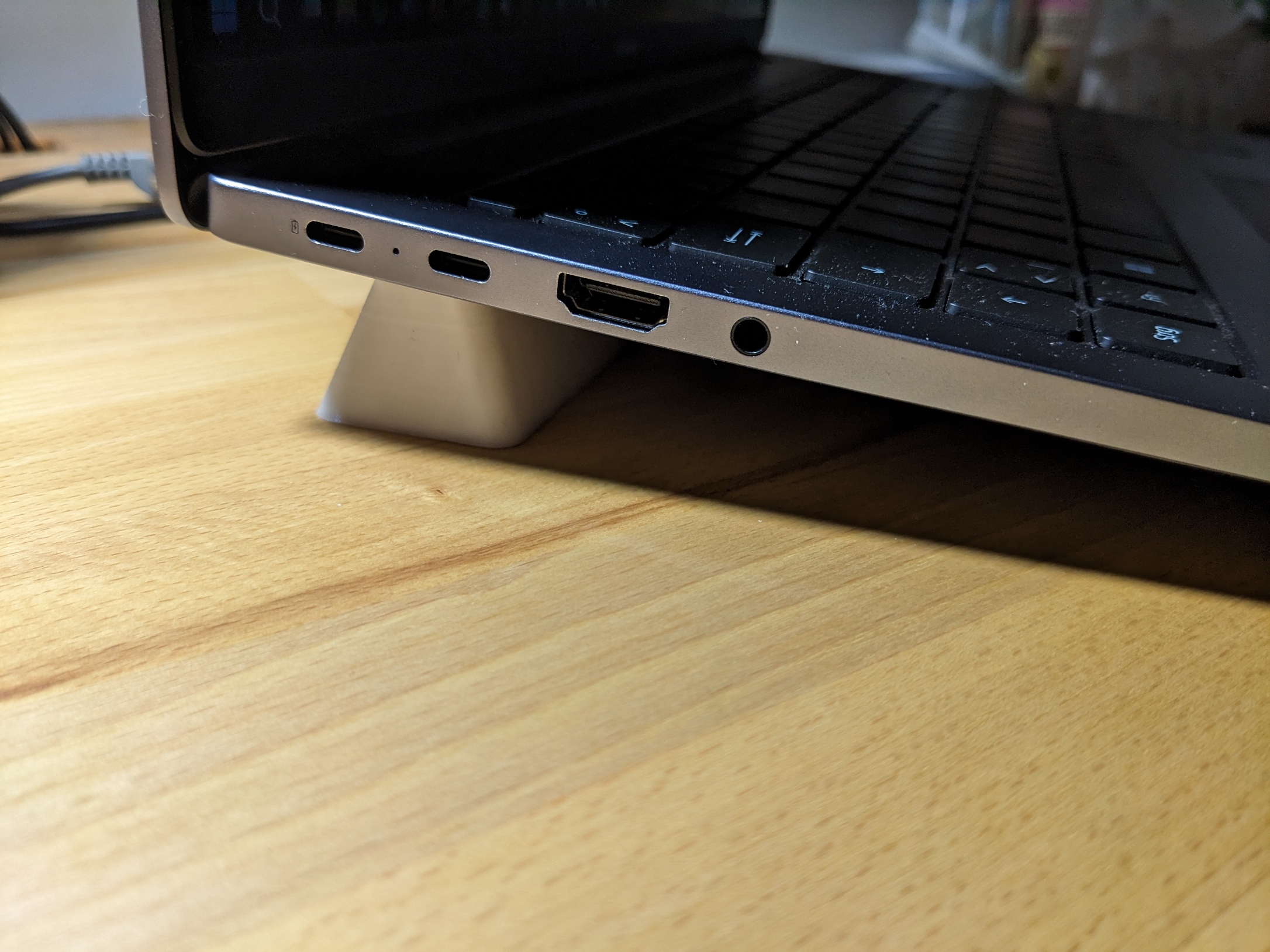 Huawei Matebook D16 Laptop Riser by HolzerMax | Download free STL model ...