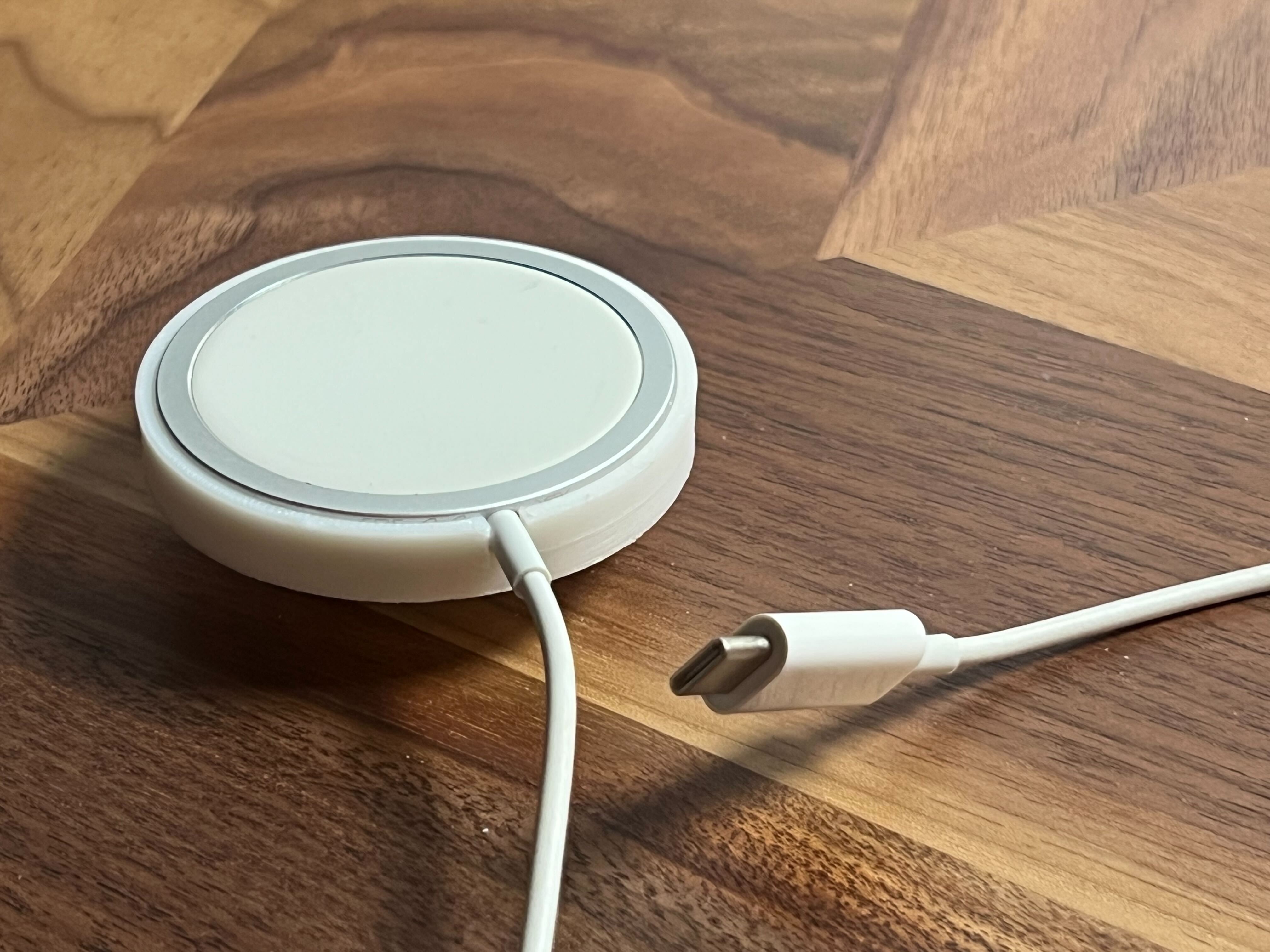 Magsafe Charging Puck Mount (HSW) by Anthony Kinson | Download free STL ...
