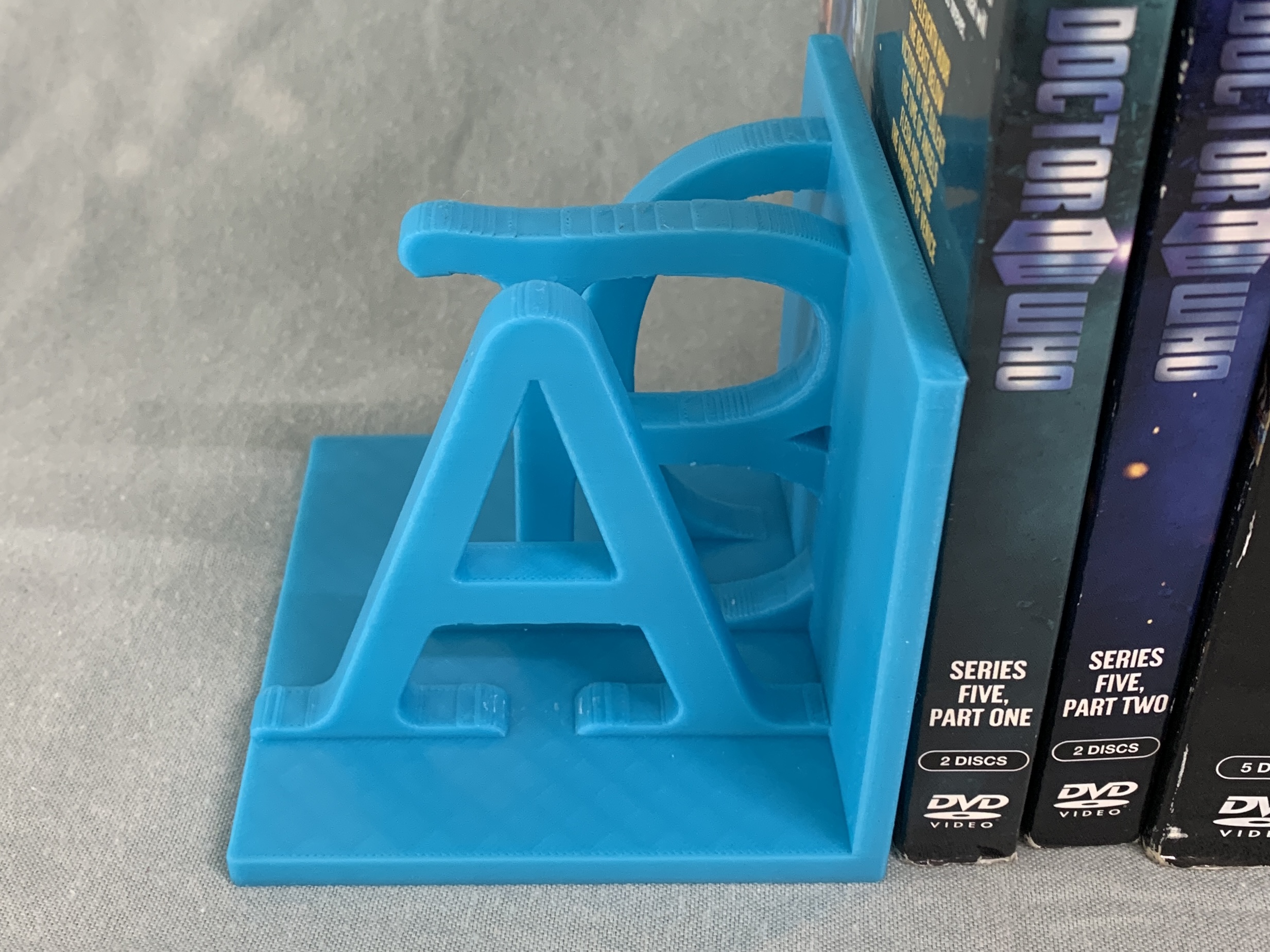 Alphabet bookends by Ch'marr | Download free STL model | Printables.com