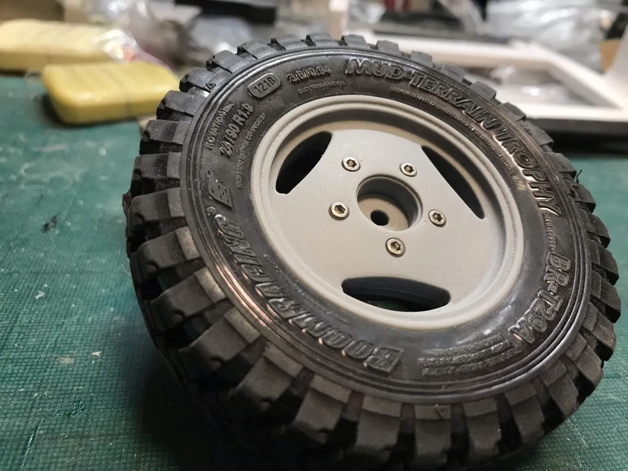 1.9 Rims (wheel) for rc Range Rover, 12 mm hex by Zax | Download free STL model | Printables.com