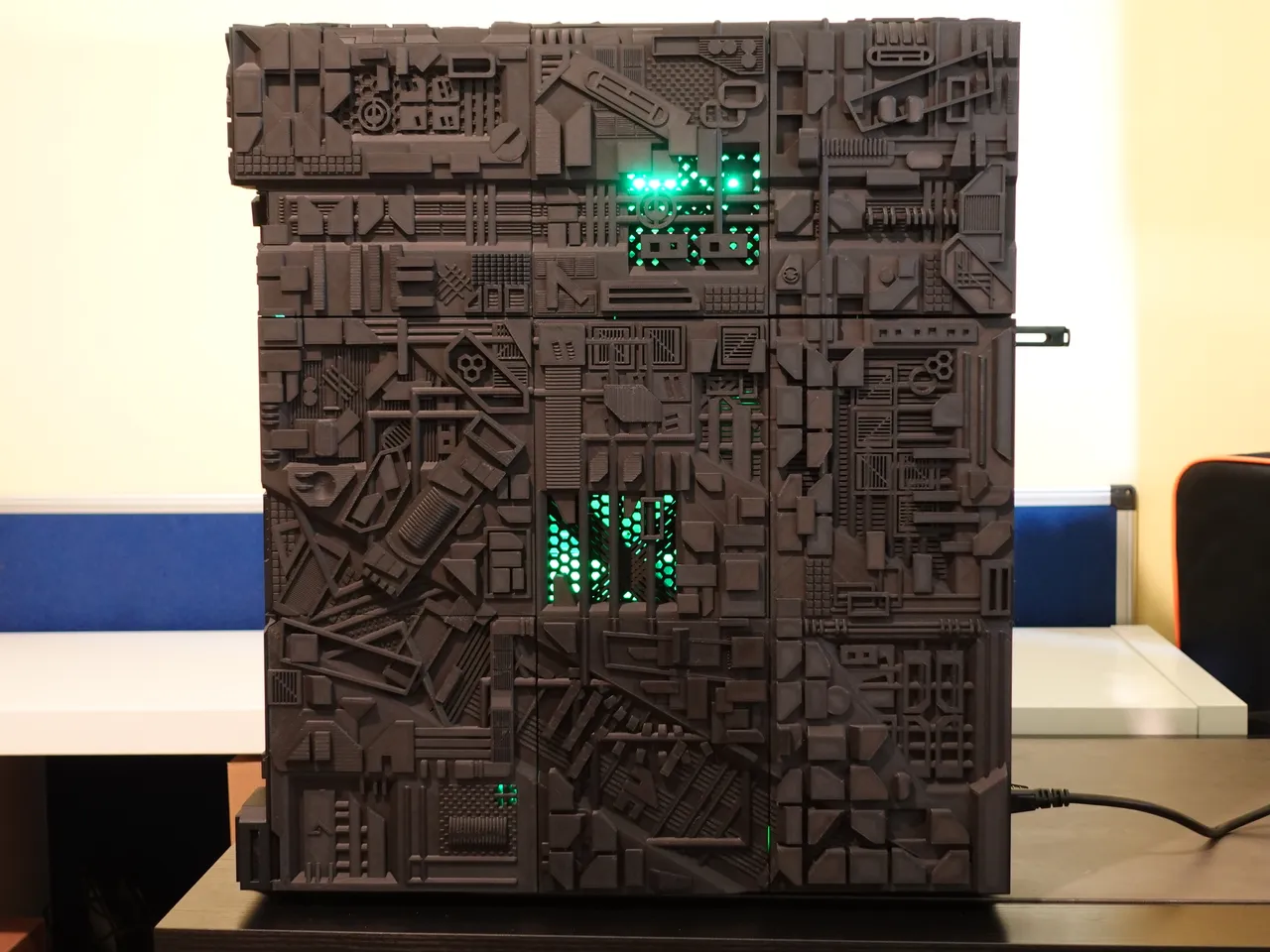 Part 1 - Borg Cube P1P Mod by neil3dprints | Download free STL model ...