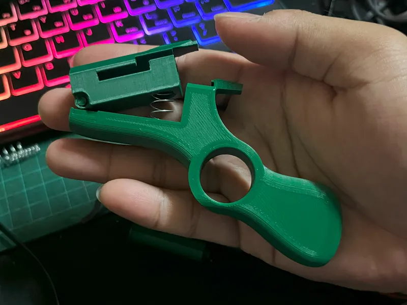 Fidget Rifle Keychain BB Shooter Remix by Pibsu | Download free STL ...