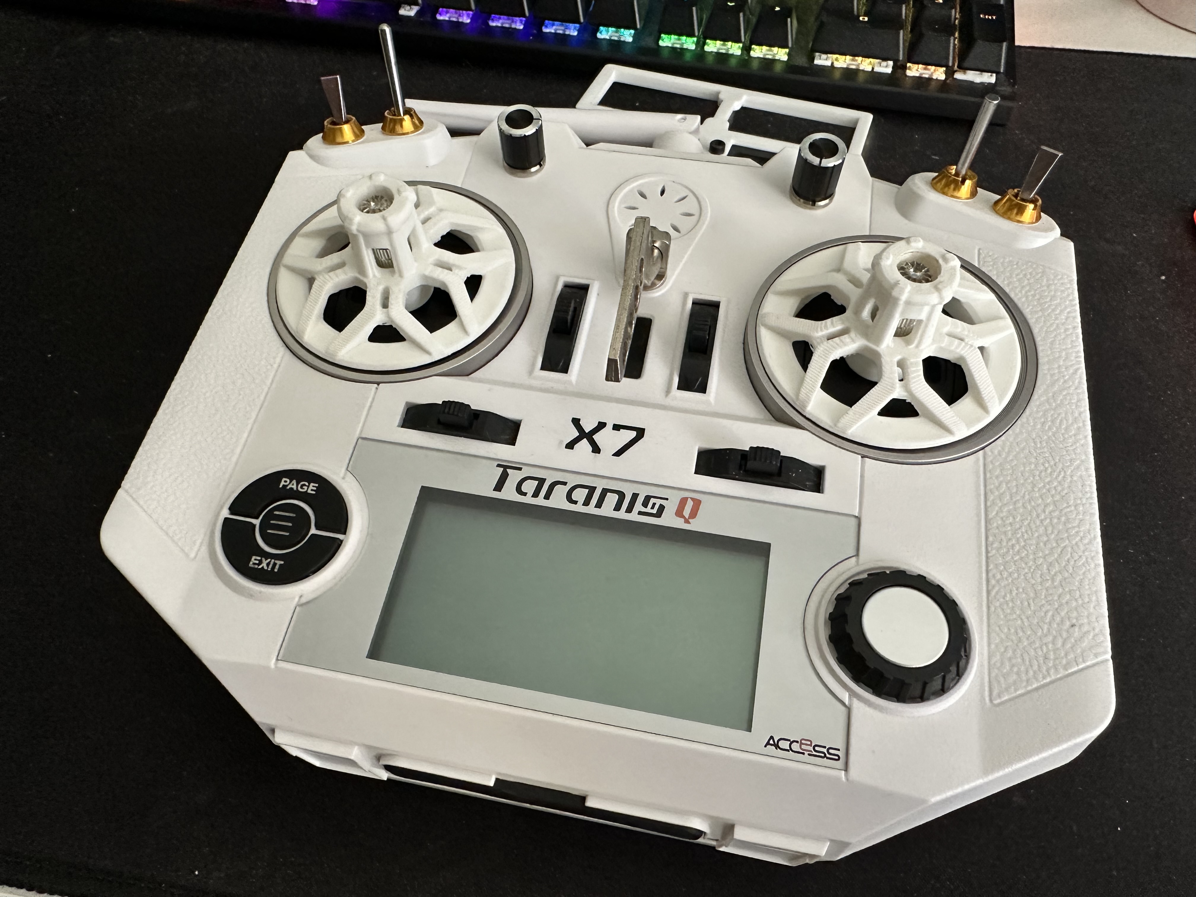 Stick Protector Taranis QX7 V2 by Passforce | Download free STL model ...