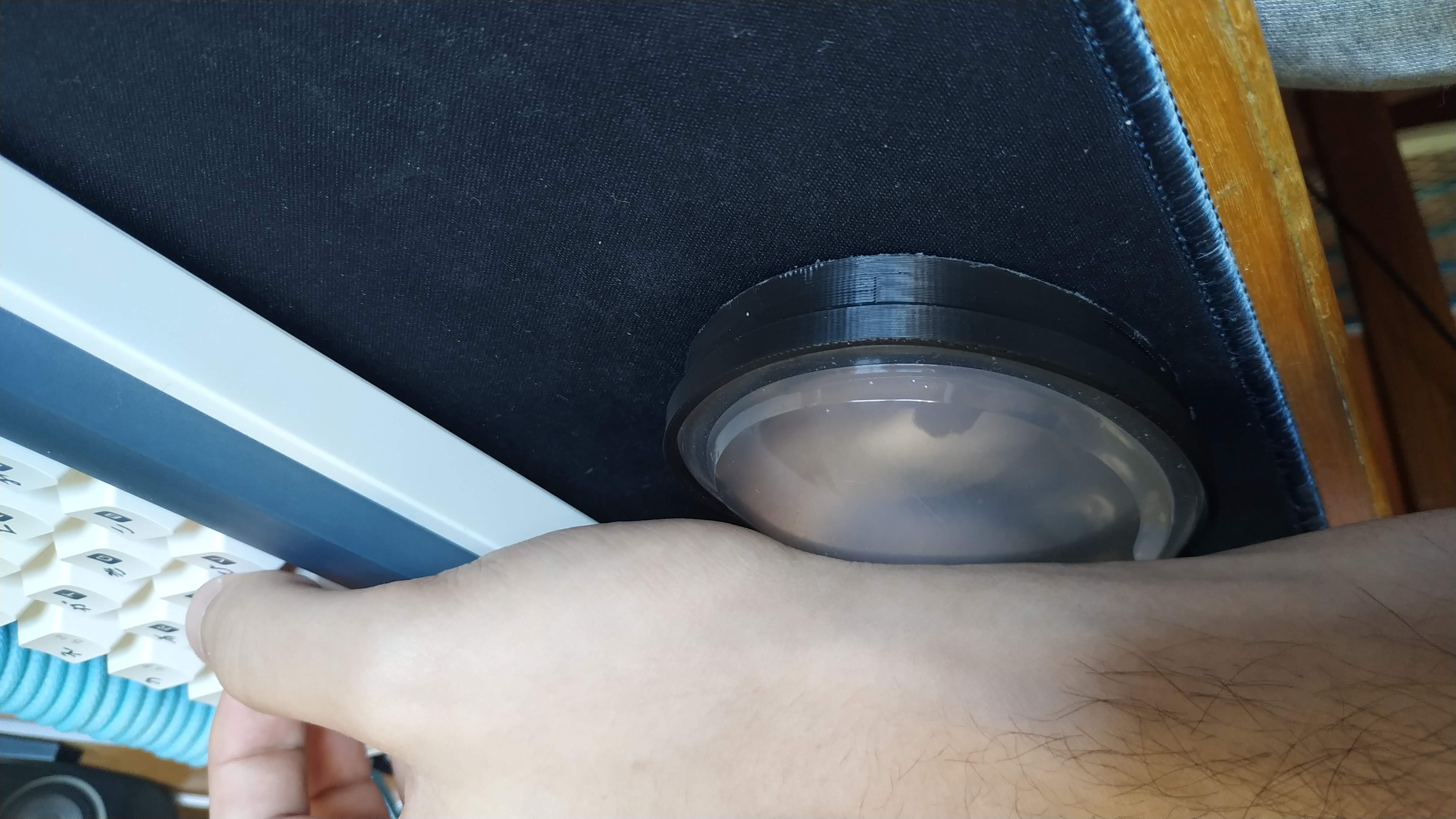 Wrist pad holder by LoyalPotato | Download free STL model | Printables.com