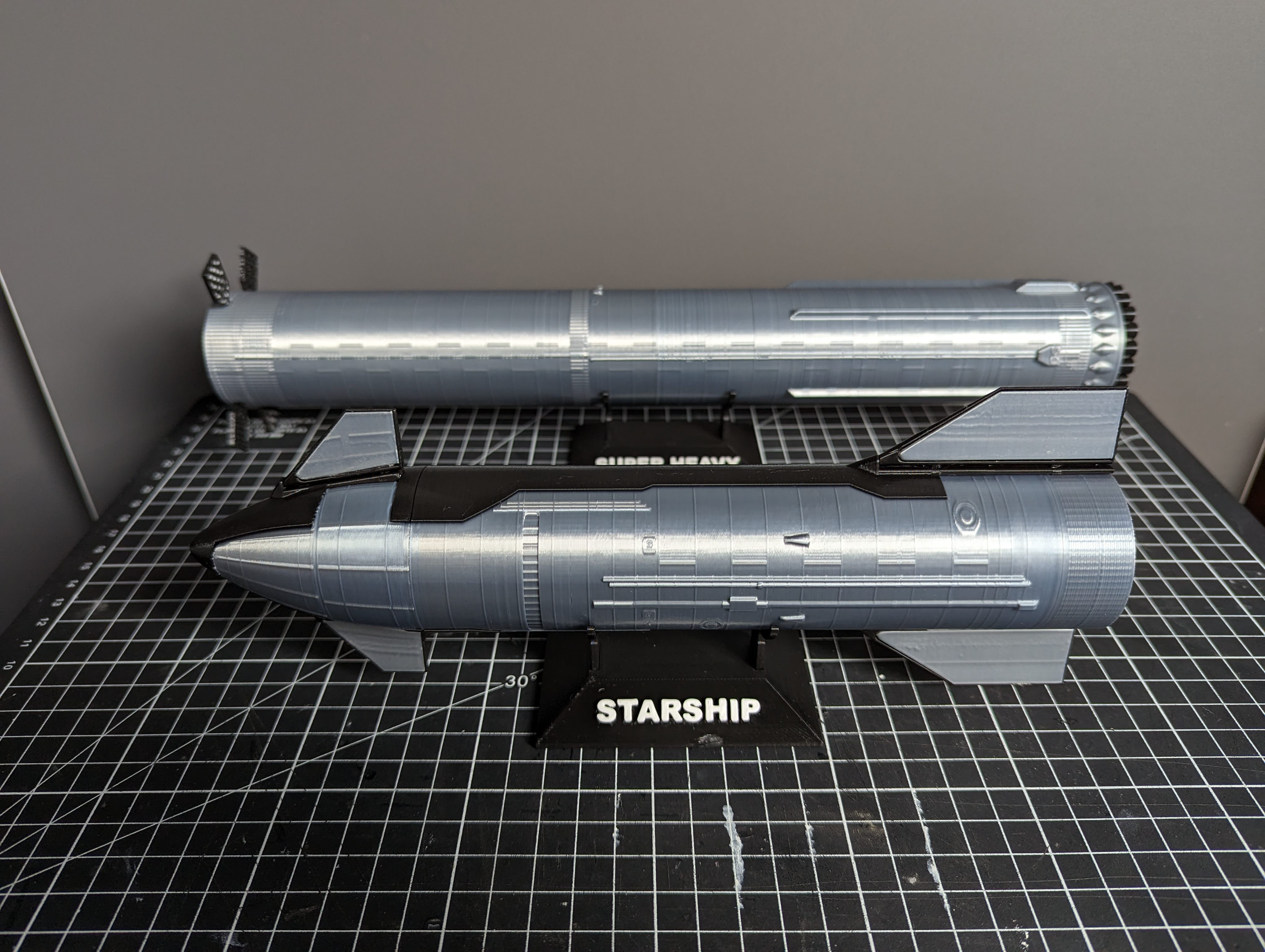 HORIZONTAL STAND FOR STARSHIP S24/B7 por Kmobrain | Descargar modelo ...