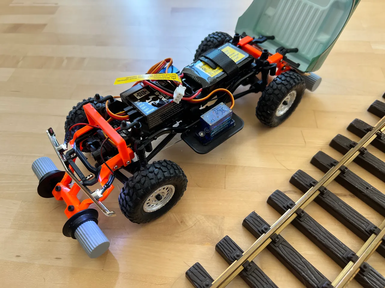 Road-Rail Vehicle by Ueli | Download free STL model | Printables.com