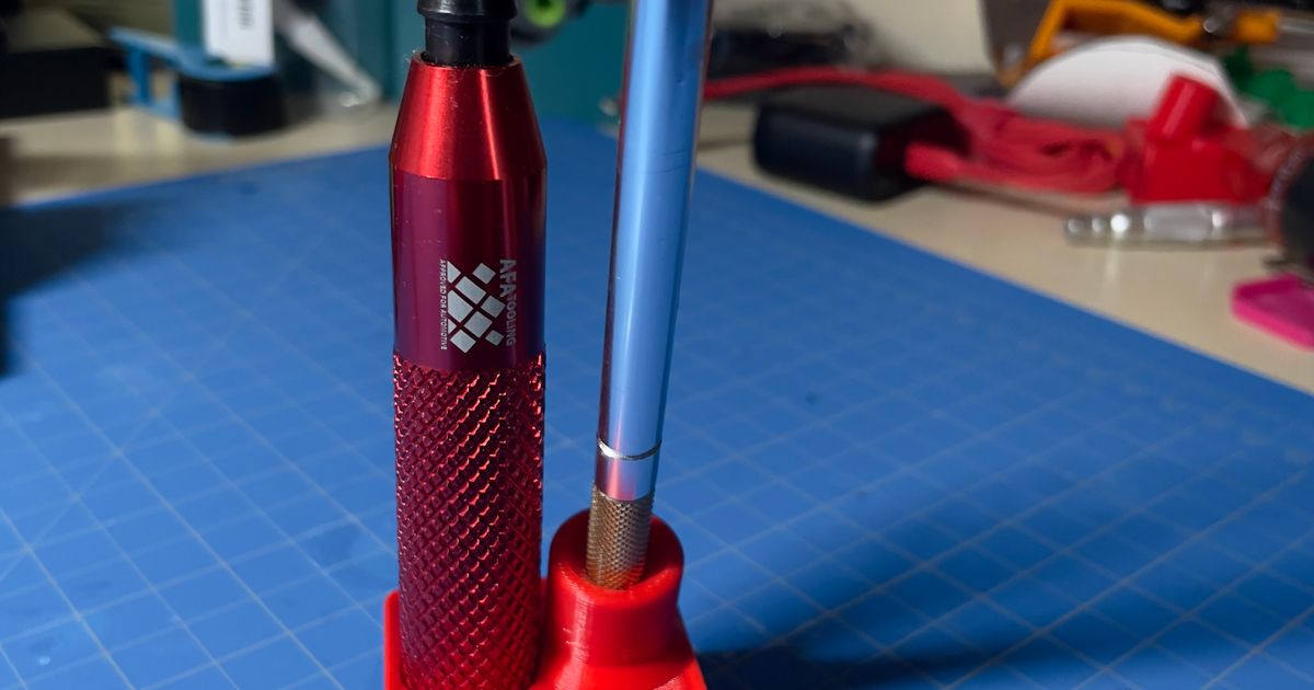 Gridfinity 1x1 X-Acto + Deburring Tool Holder by roomonthethird | Download free STL model ...