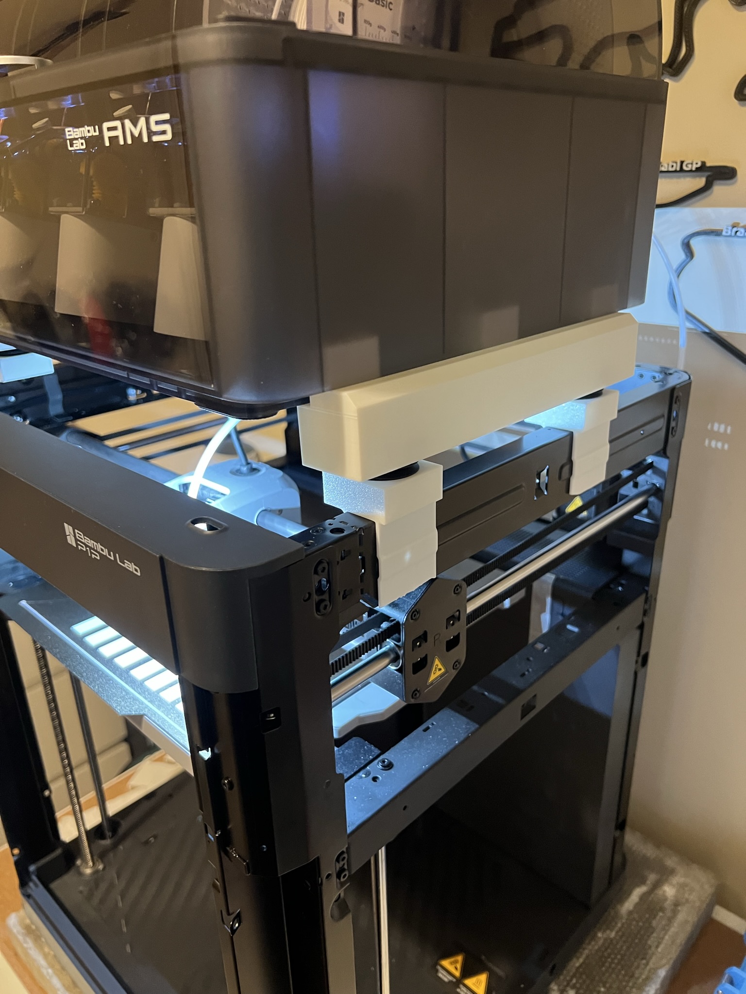 Bambu Lab AMS Anti-Vibration Dampening Mount P1P von denonpotato ...