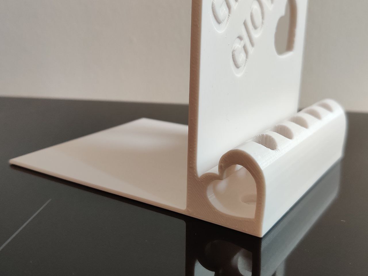 Bookend with pen holder by Alberto | Download free STL model ...