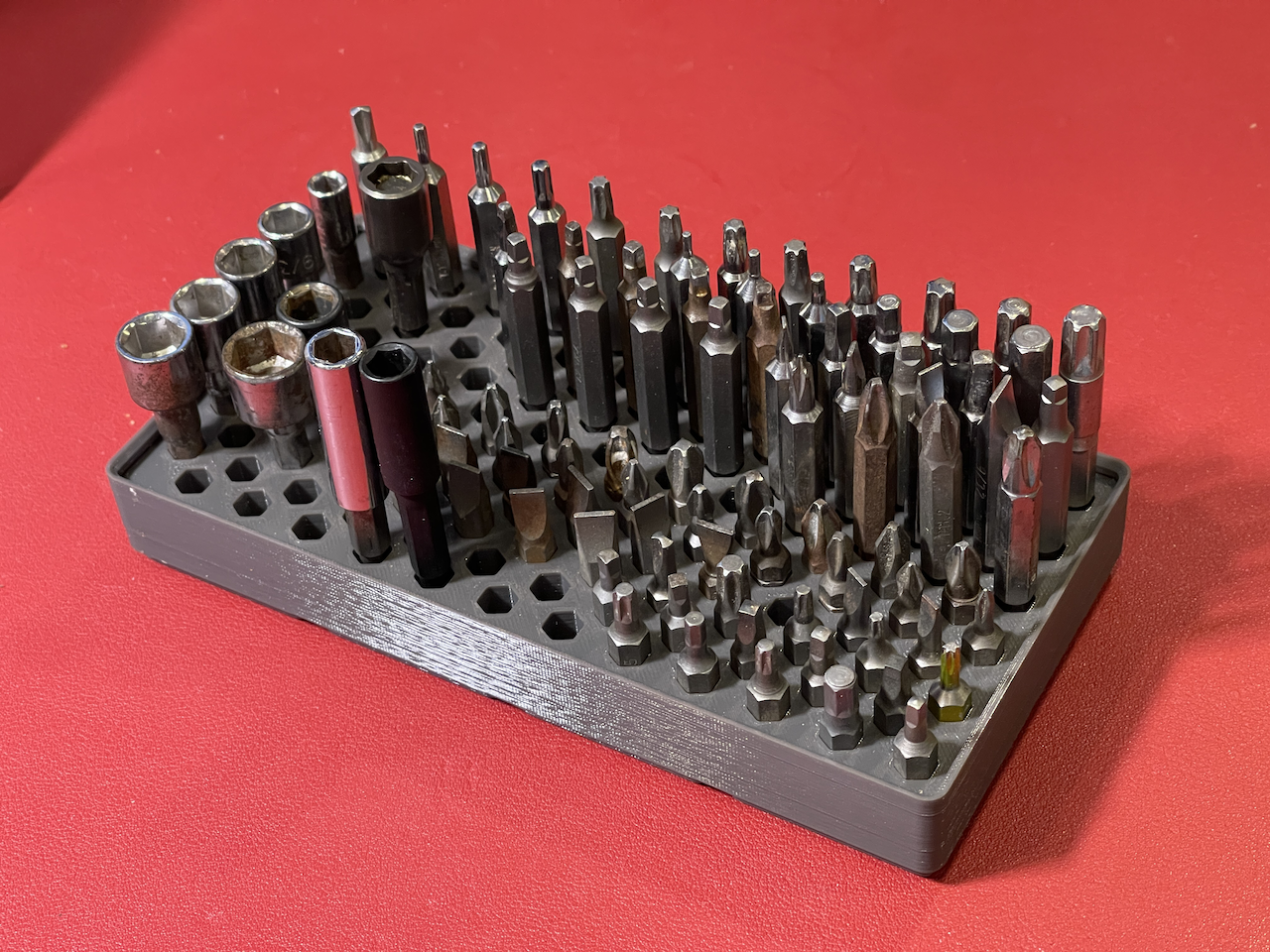 Gridfinity Hex Bit Holders with Larger Hex Holes by Tache | Download free STL model | Printables.com