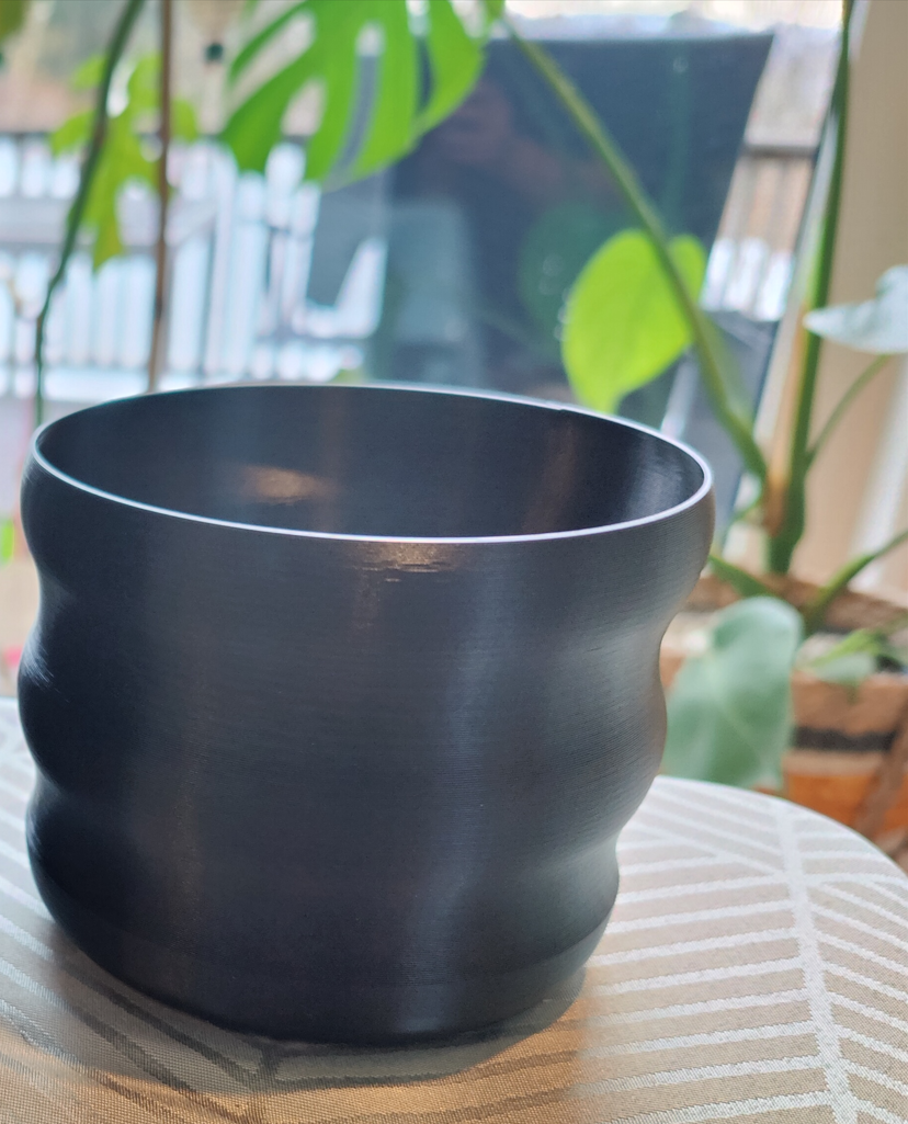 Wavy plant pot (vasemode and non-vasemode versions) by Hovdis ...