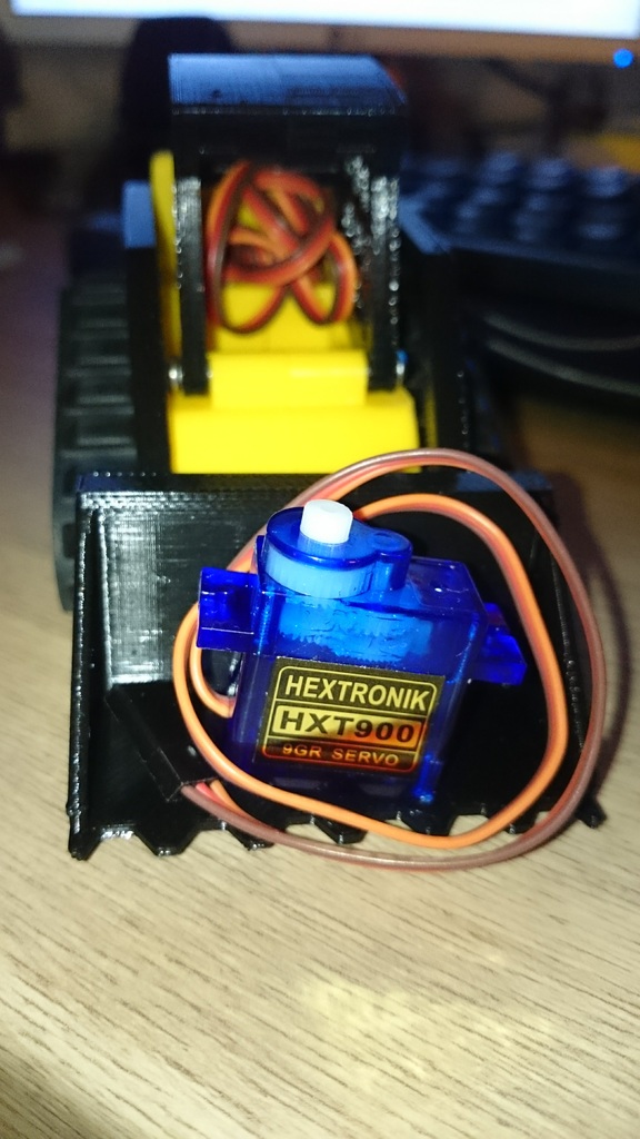 Mini Track Loader RC Micro Servo SG90 HXT900 by Raab6 | Download free ...