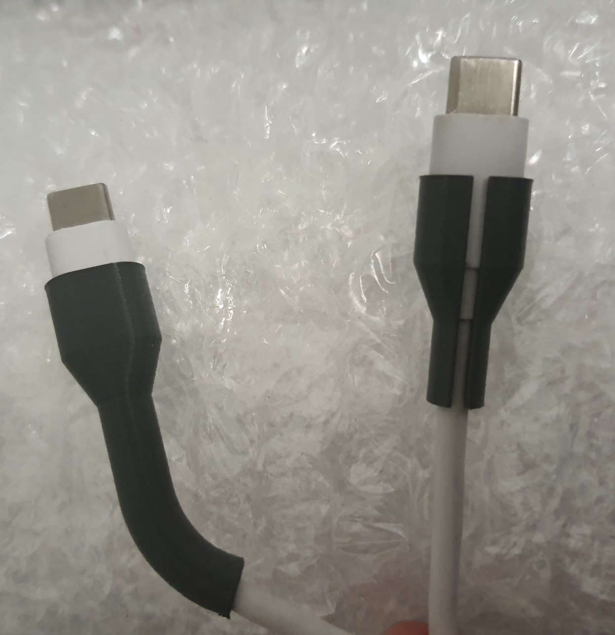 USB-C cable protector von ciamciam_w | Kostenloses STL-Modell ...