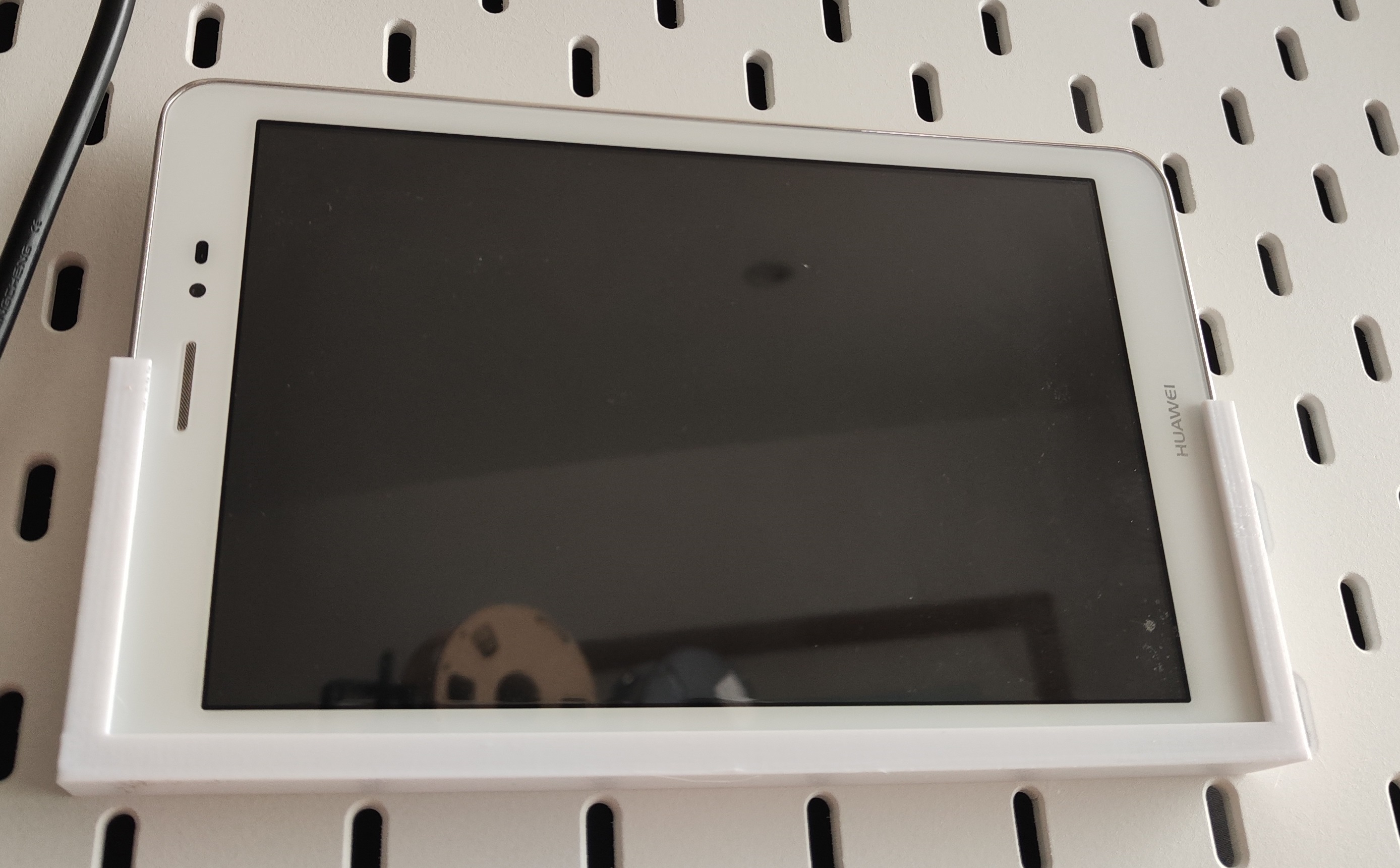 Customisable Box and Tablet-Holder [T-Clip System] [OpenSCAD] [Skadis ...
