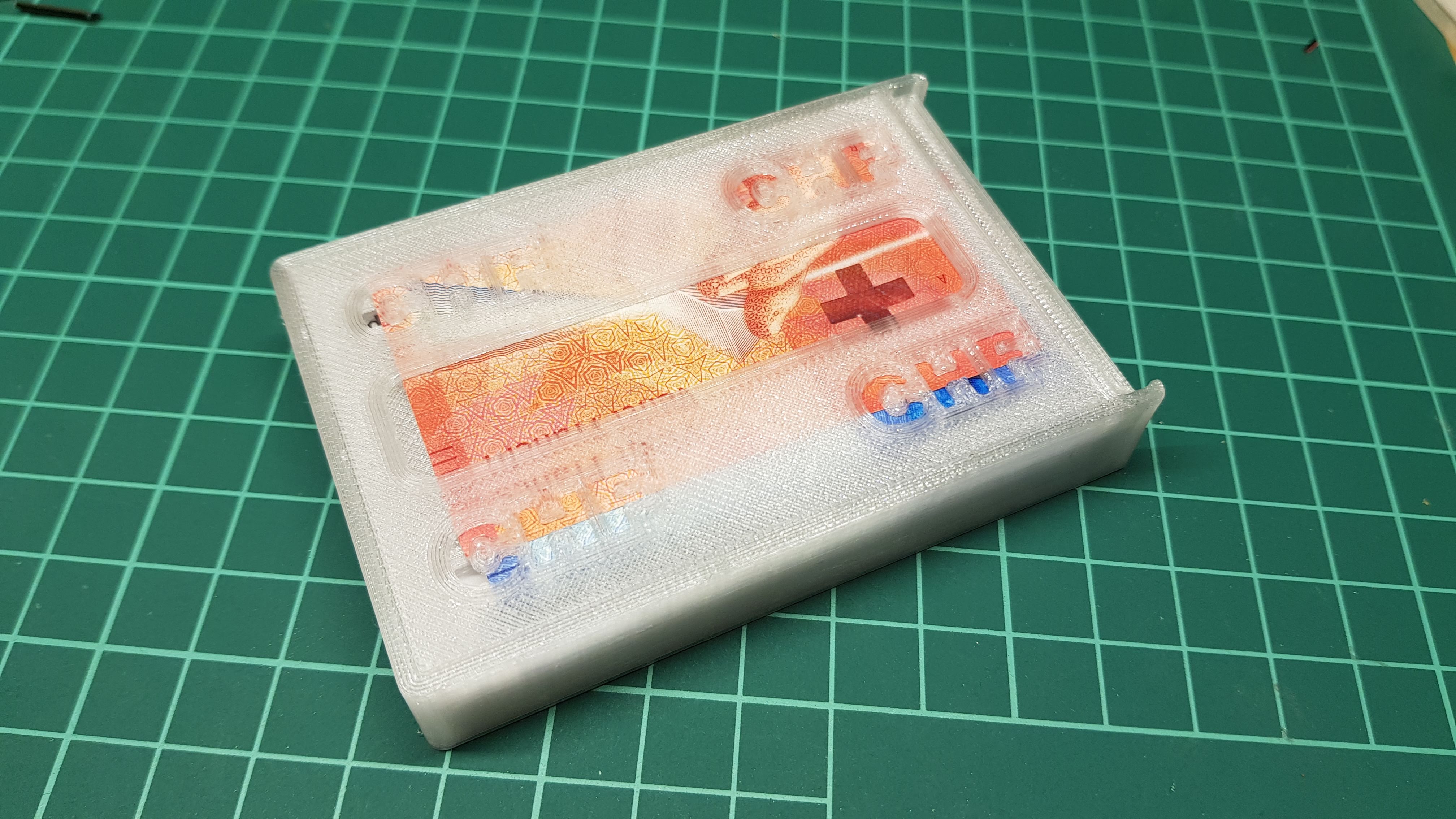 Simple Parameterized Card Wallet by Stefan | Download free STL model ...