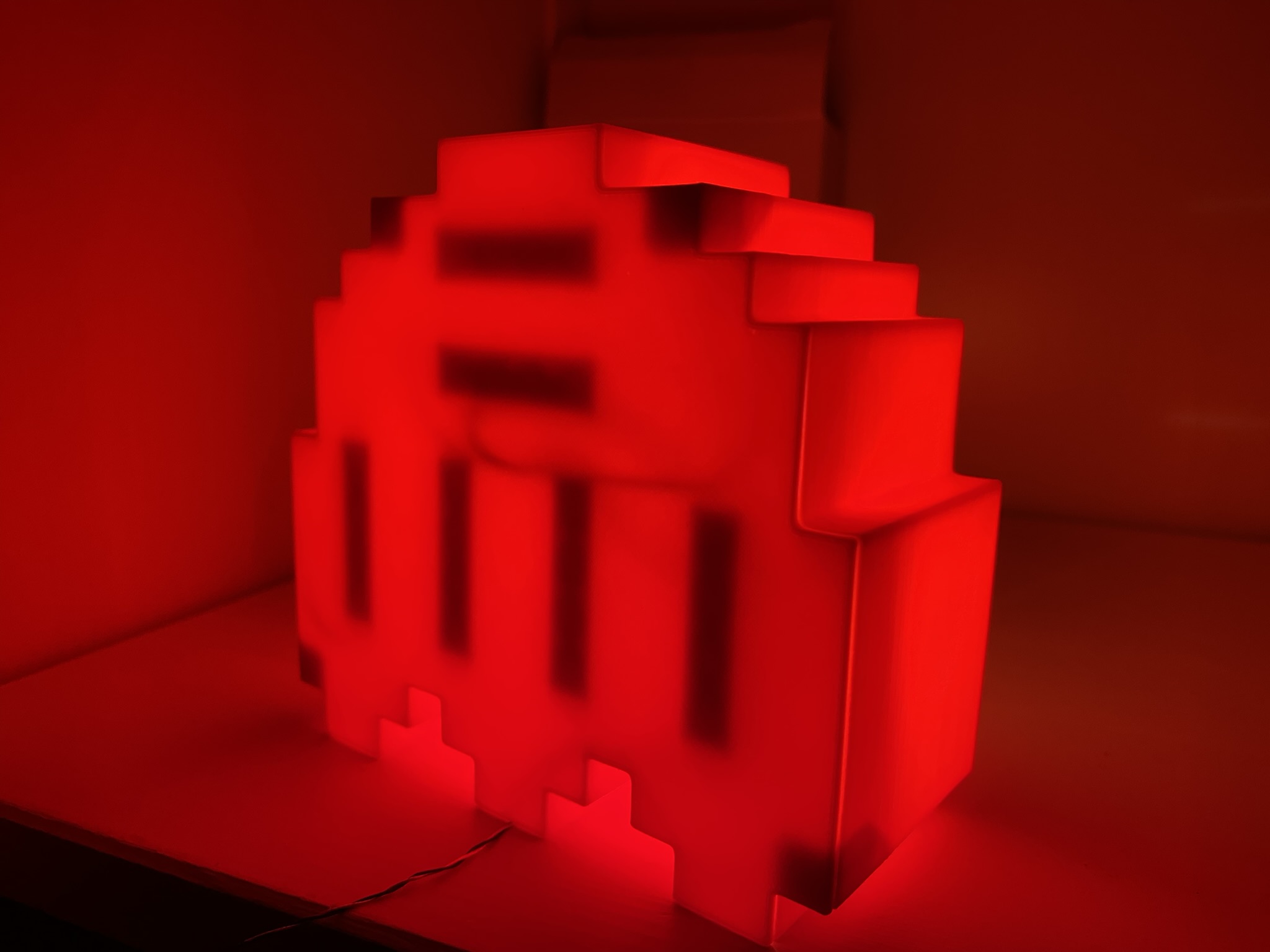 PacMan night light using lego bricks LEDs by bernhardr | Download free ...