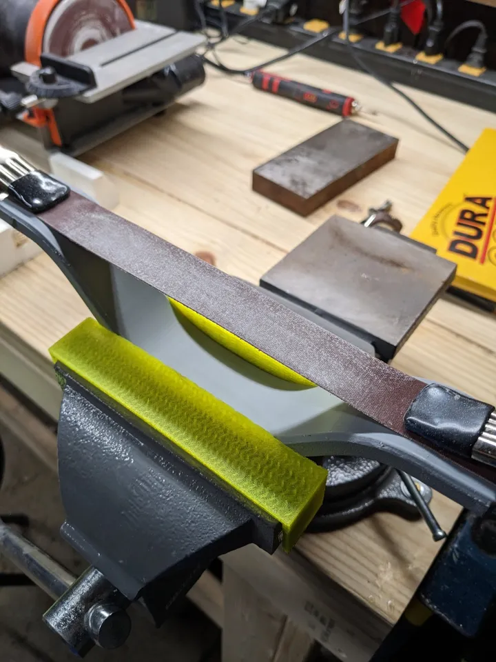 1" Sanding Belt Bow by B-Squared | Download free STL model | Printables.com