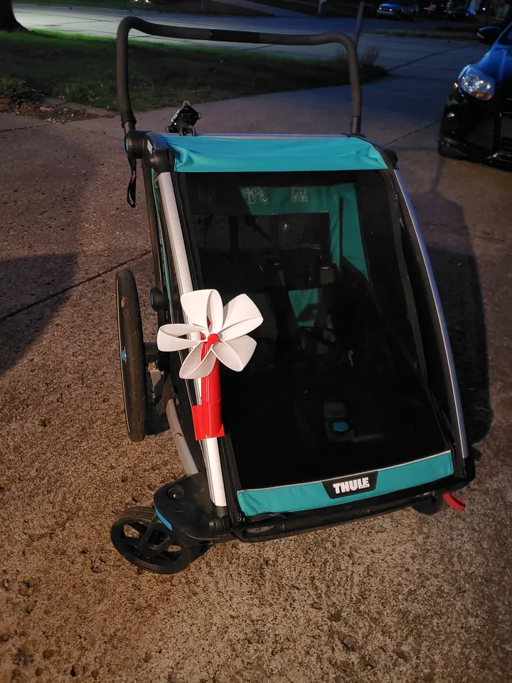 Pinwheel mounted to stroller by colbert67 | Download free STL model ...