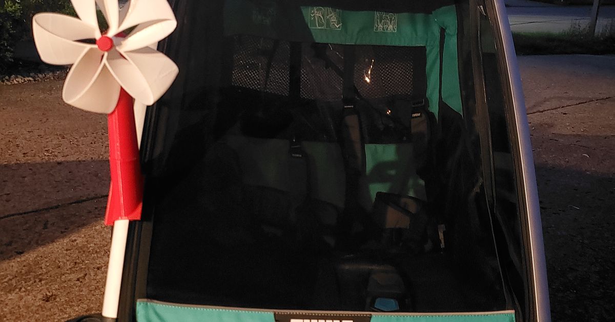 Pinwheel mounted to stroller by colbert67 | Download free STL model ...