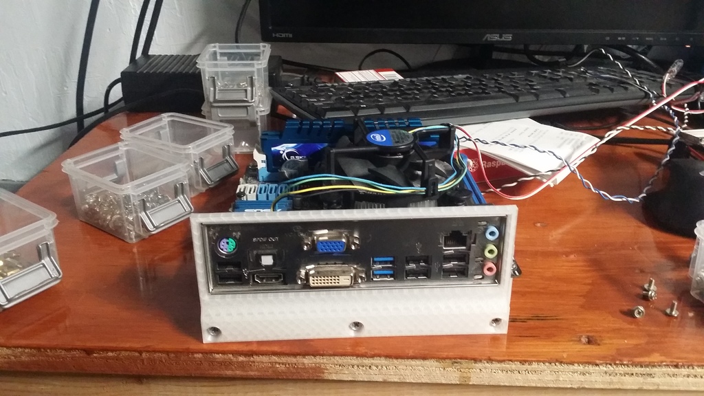 ITX Wall Mount by Natpie | Download free STL model | Printables.com