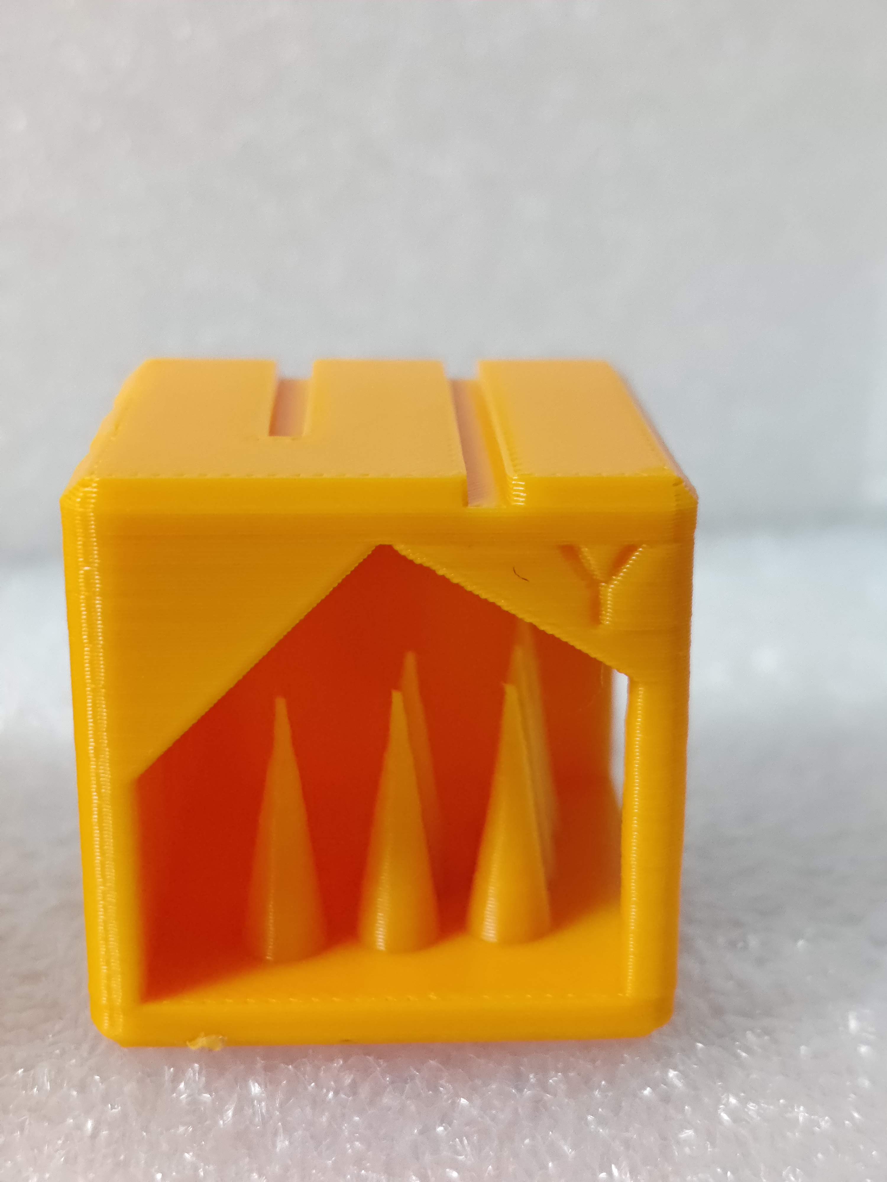 Sliceworx Test Cube by GeekToyBox by SLICEWORX | Download free STL ...