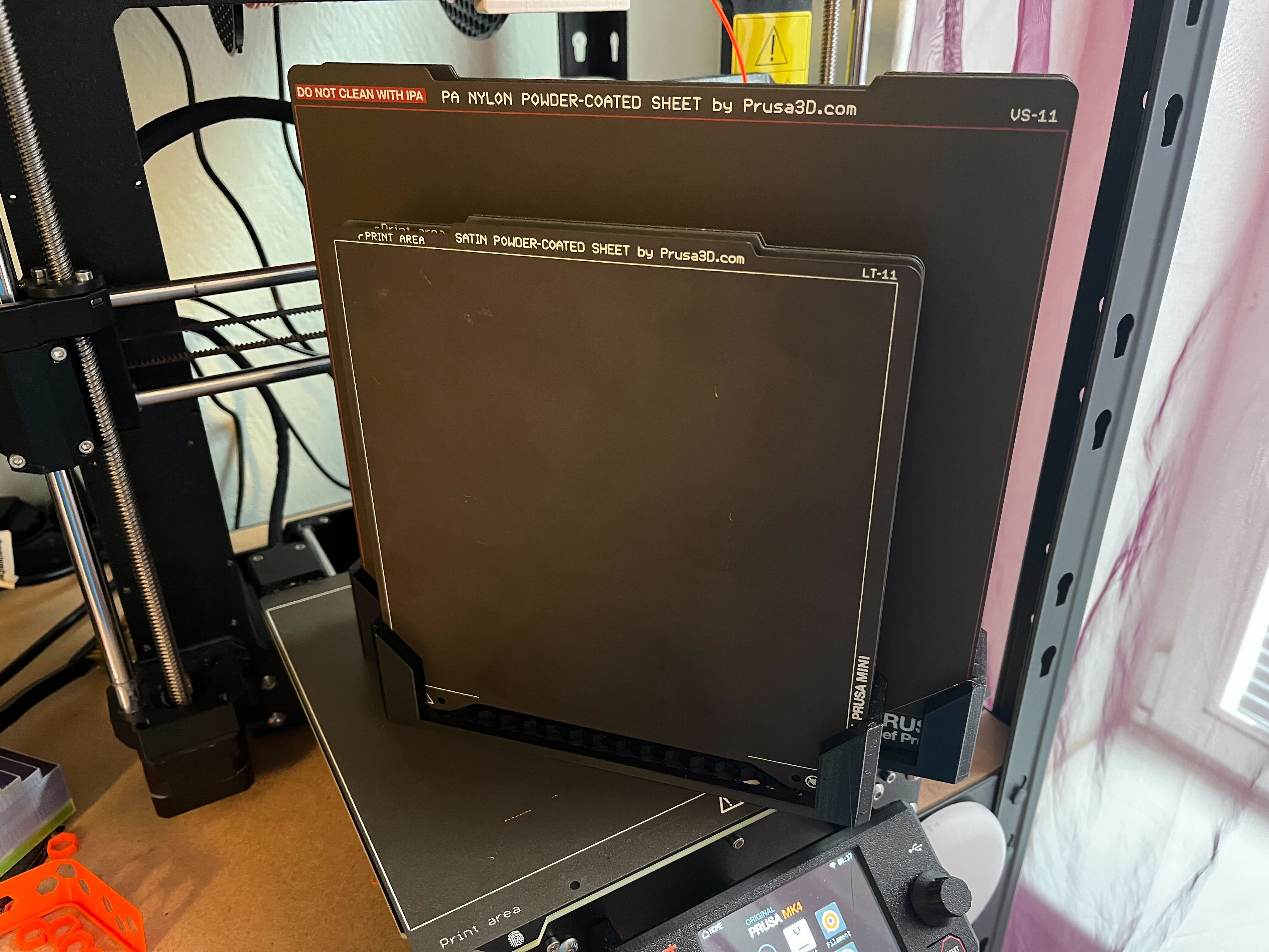 Sheet holder Prusa 3x MINI + 4x i3 by Pubel | Download free STL model ...