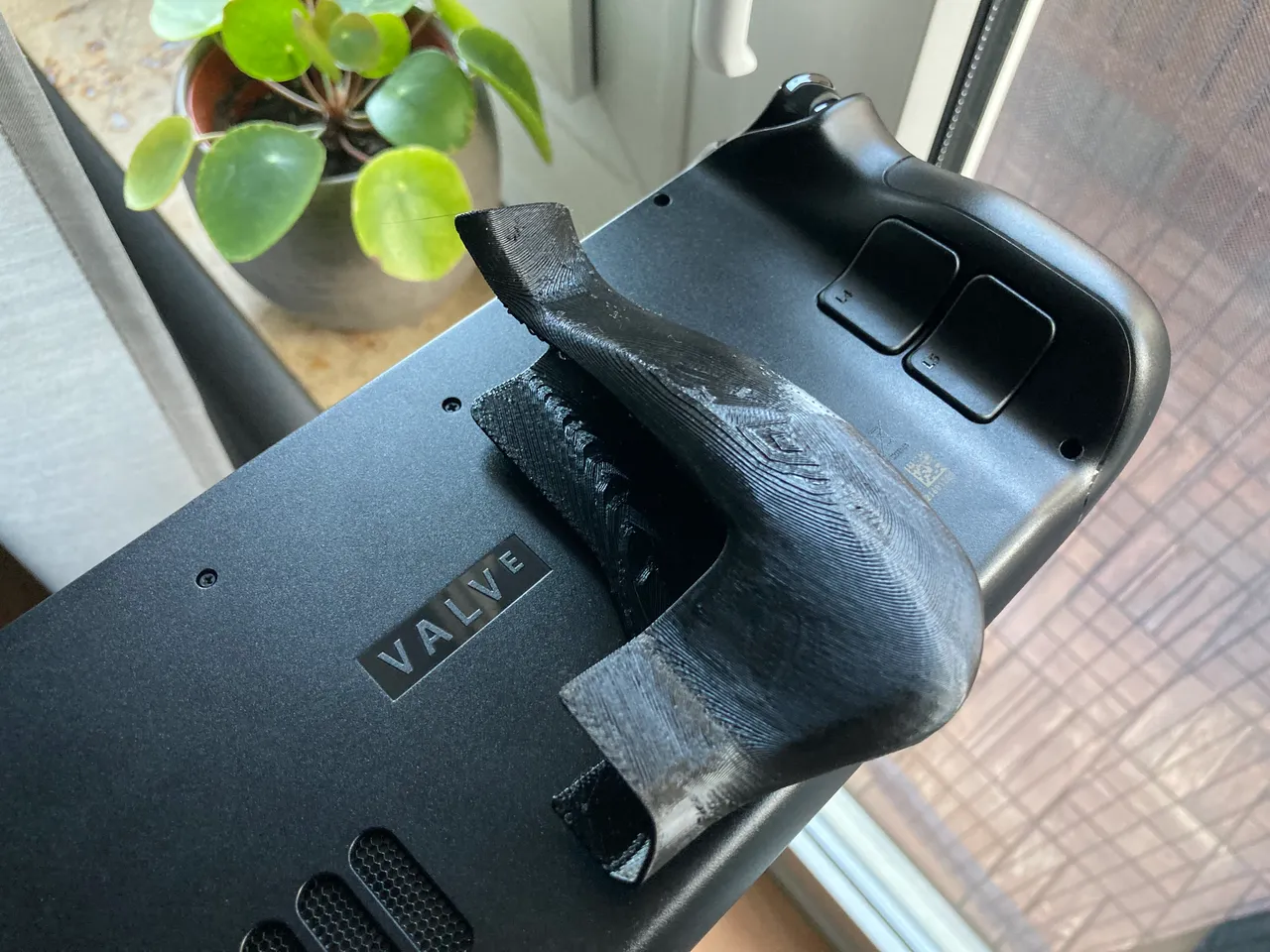 Steam Deck Grip Extension by mariusuncool | Download free STL model ...