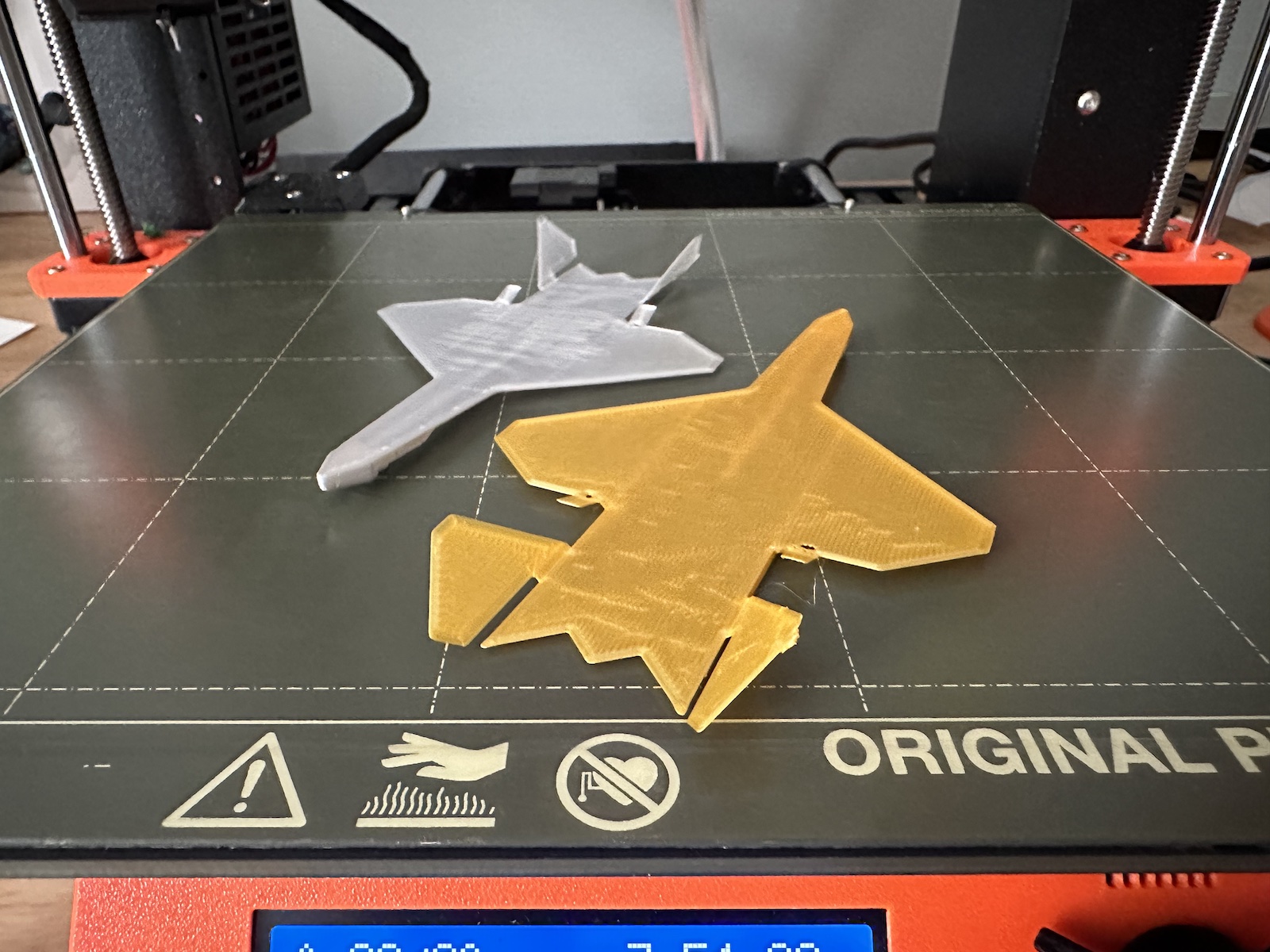 F23 ultralight glider Print in Place by robotfriend | Download free STL ...