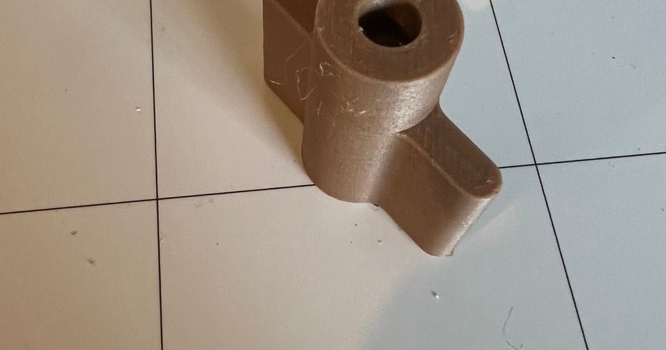 Simple toilet paper pin holder by Oinos | Download free STL model ...