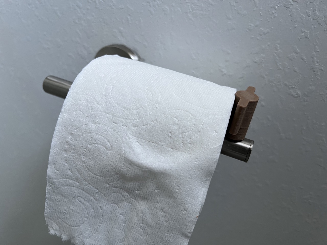 Simple toilet paper pin holder by Oinos | Download free STL model ...