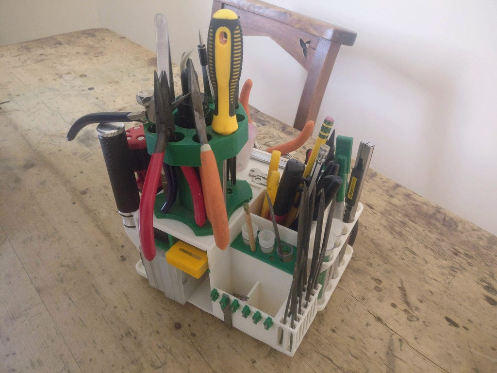 Workbench Hand Tools Organizer by Albert Barber | Download free STL ...