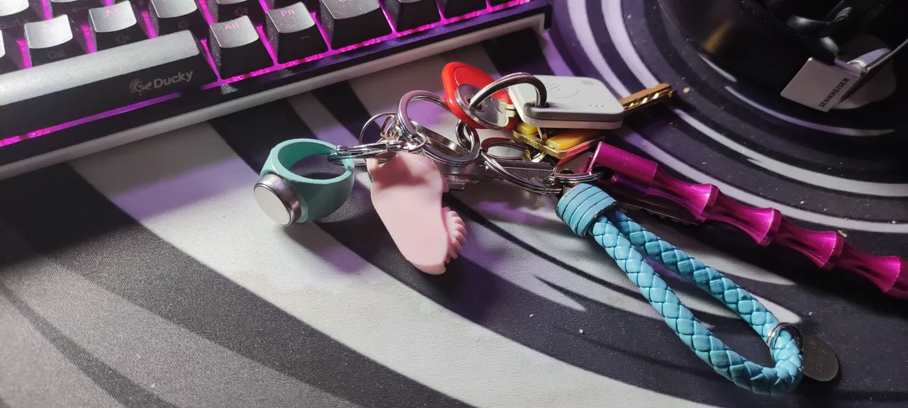 iButton finger ring keychain by Deli Pistačná | Download free STL model ...