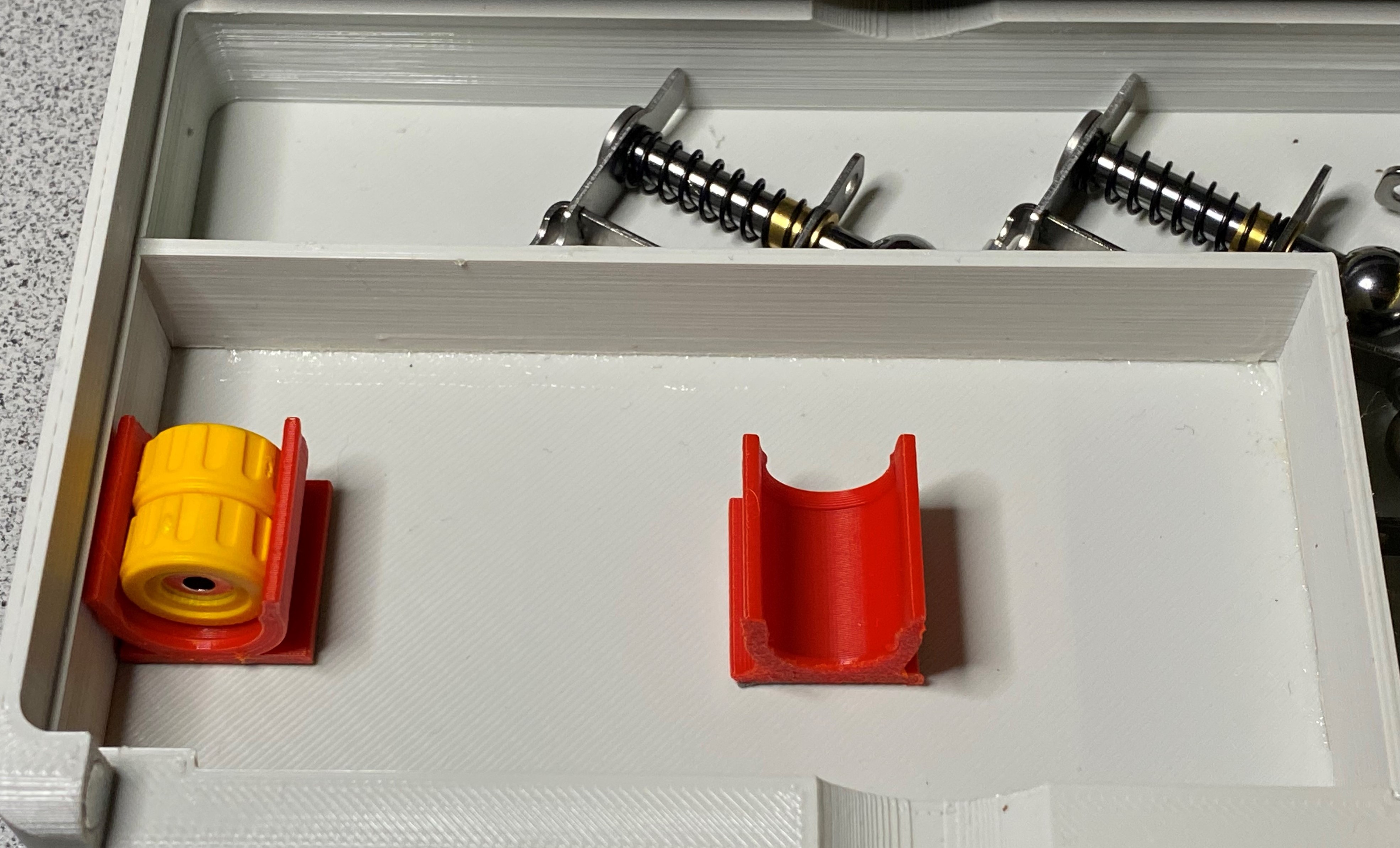 Omnifixo Third Hand System Clamps for Neodym Magnets by Tritschi ...