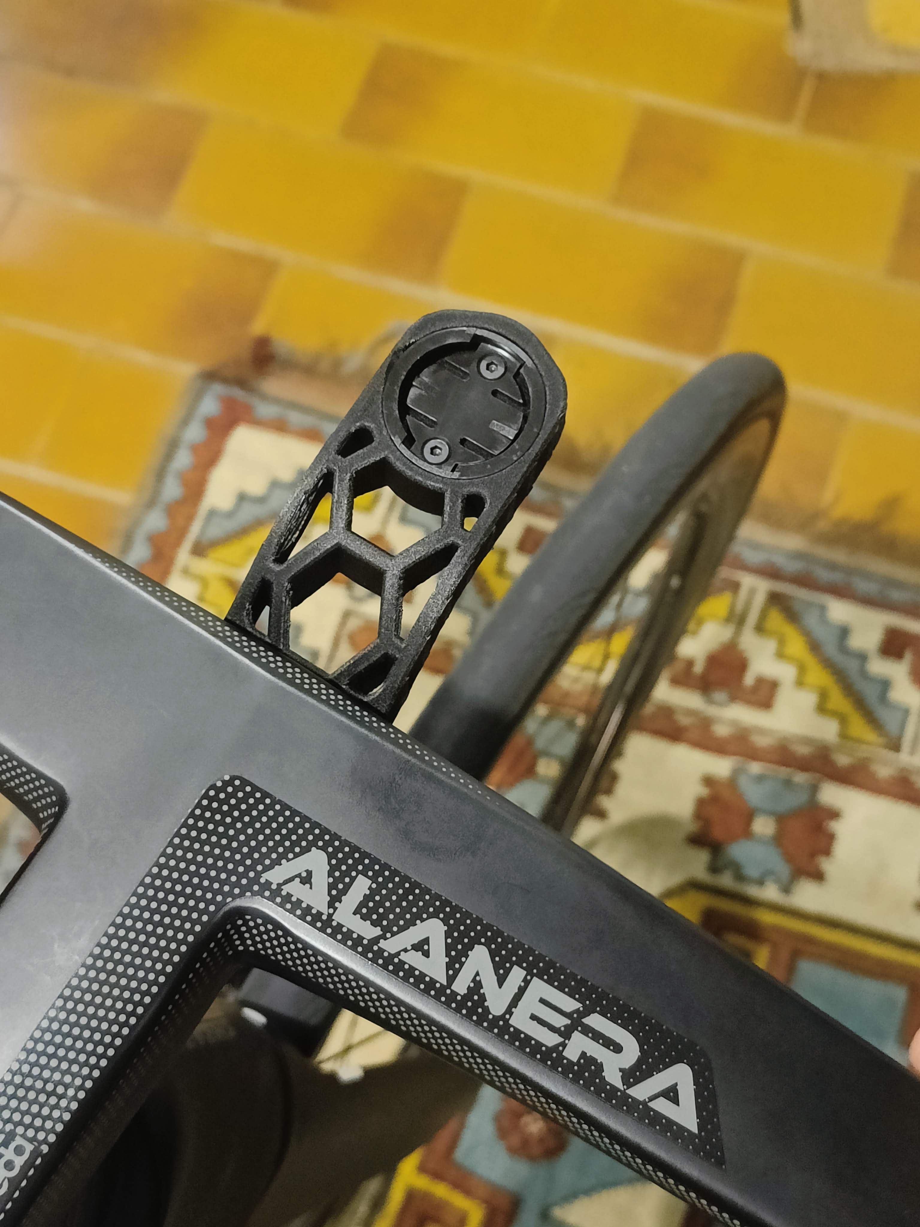 Alanera Garmin Computer Mount by Blackbox | Download free STL model ...