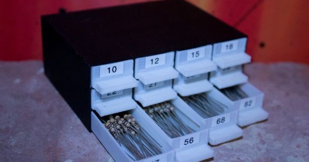 Resistor Storage (Resistor Sorter) von stylesuxx | Kostenloses STL ...