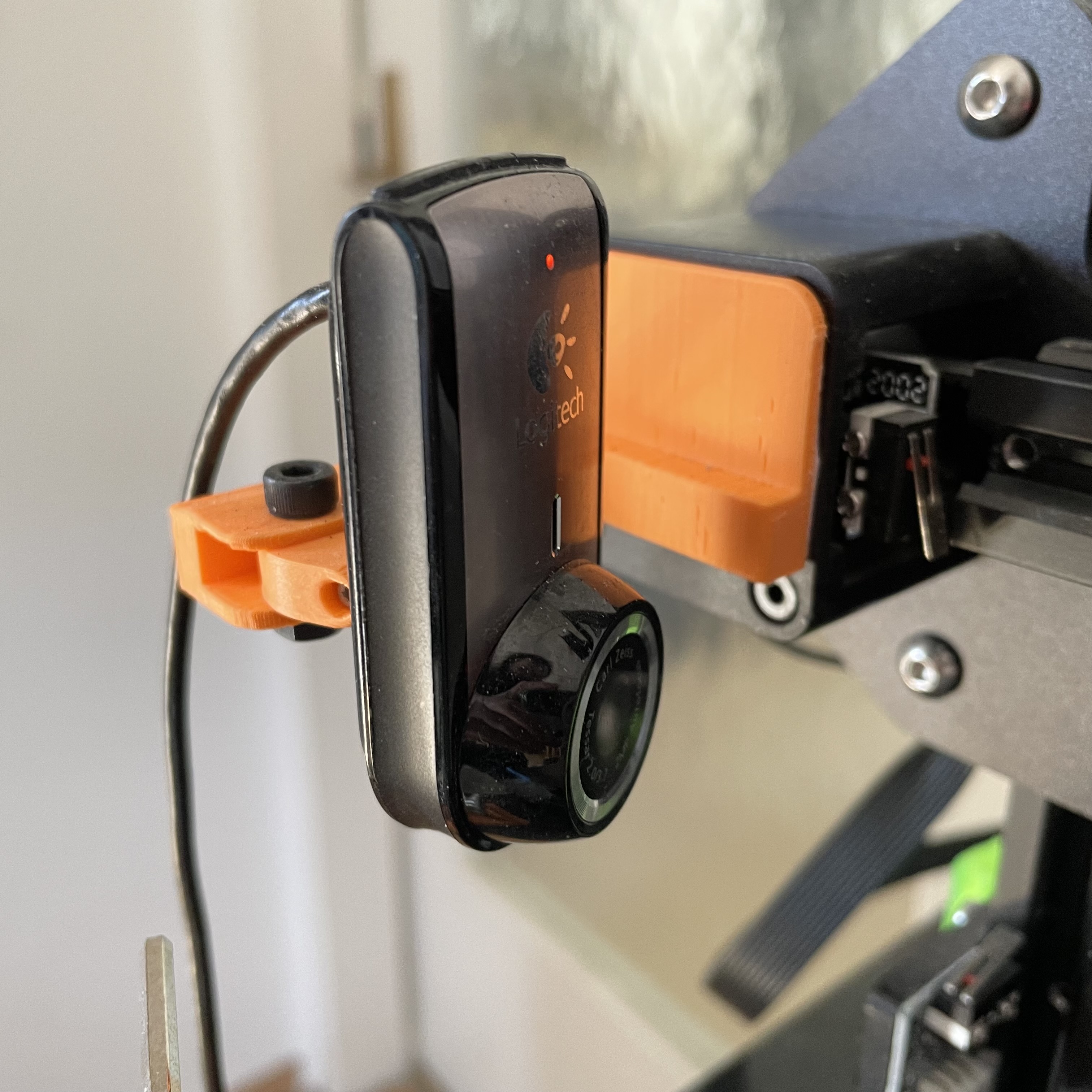Ender 3 Logitech B905/C905 webcam mount by Jyrki | Download free STL ...