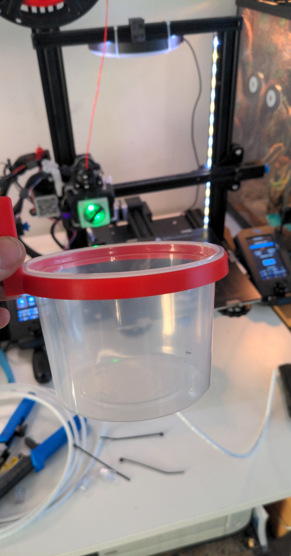 Lizard Bowl Holders 110mm plastic containters by k2thestank | Download ...