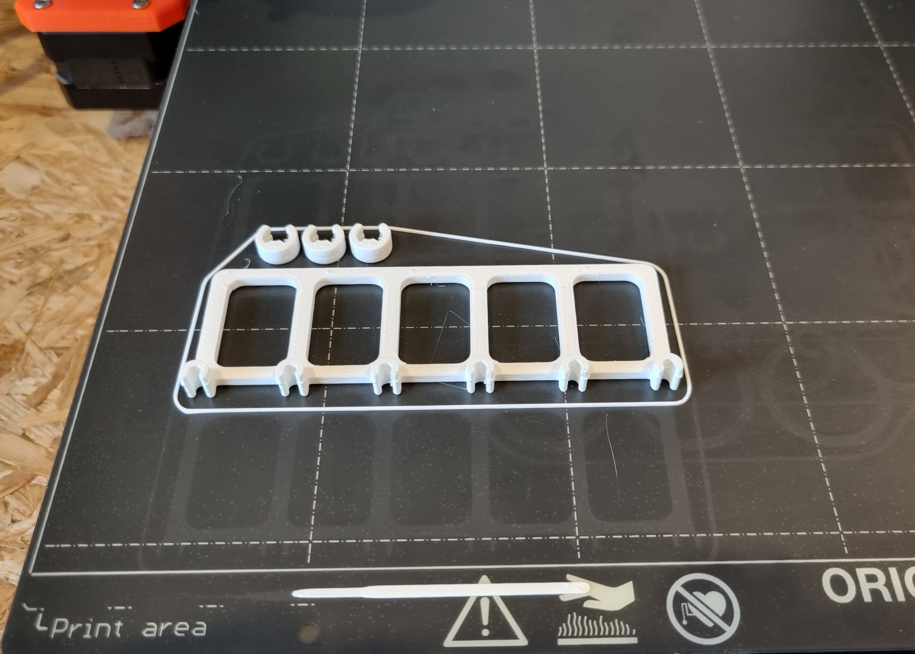 Camper fridge rail Thetford (and others) von davyvp | Kostenloses STL ...