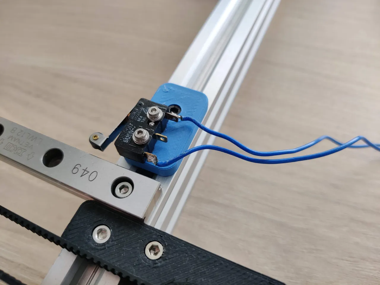 Limit switch mount by Tim Bossuyt | Download free STL model ...