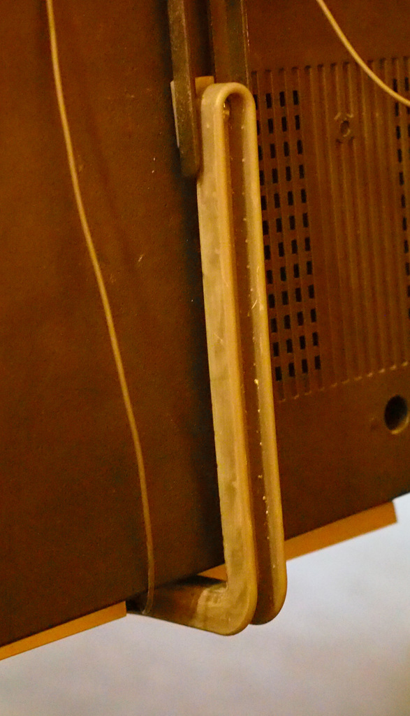 Under-TV mount for Nintendo Wii Sensor Bar by delooper | Download free ...