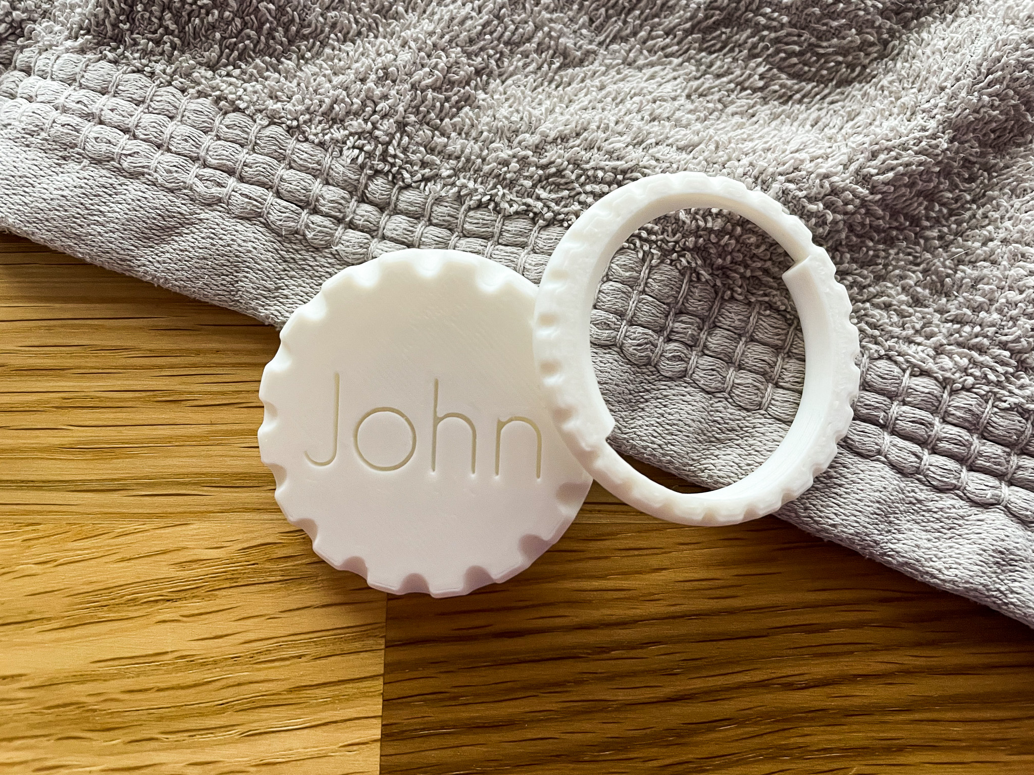 Towel-Clips with names by EmberWork | Download free STL model ...